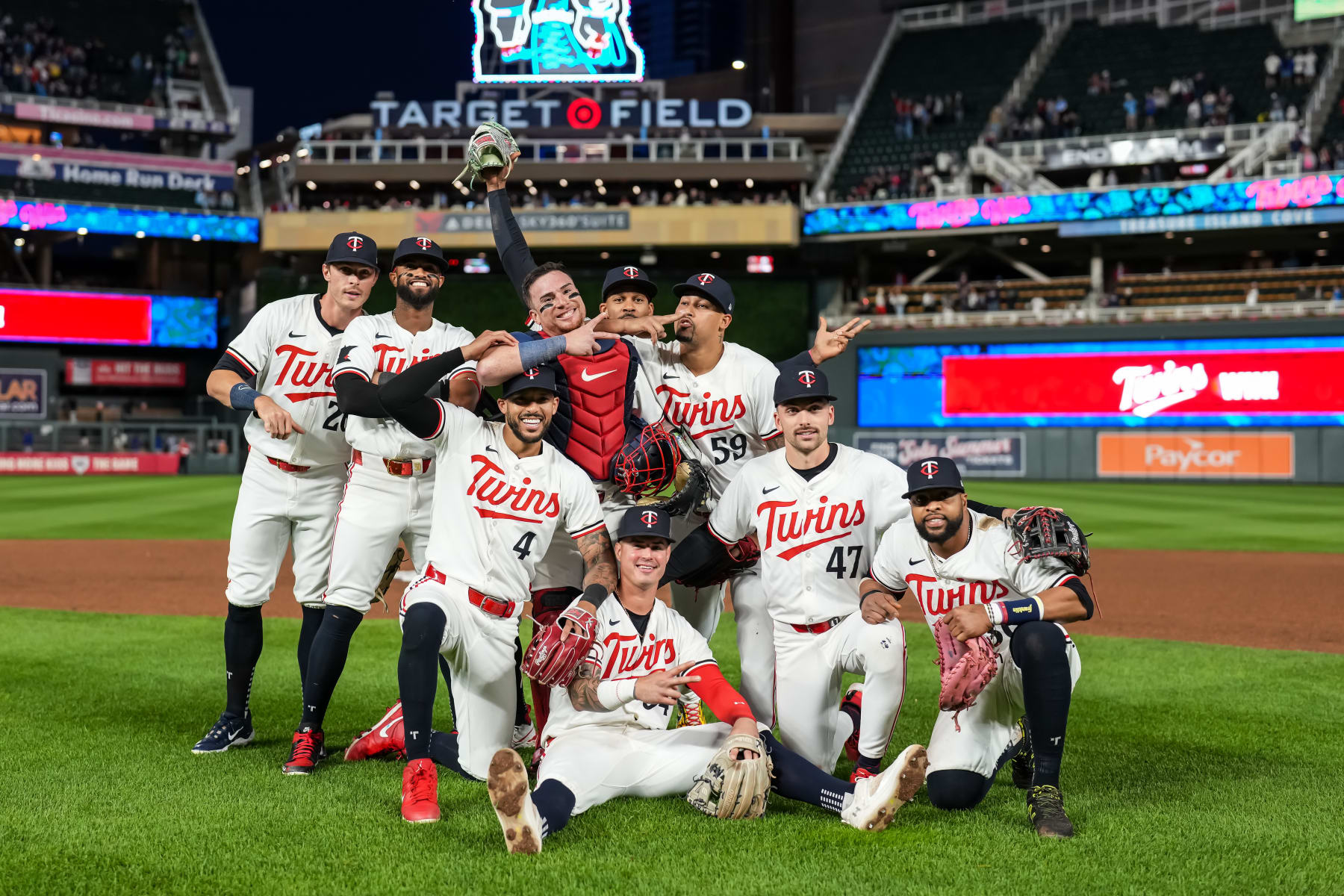 Twins Unveil 2024 MLB City Connect Uniform in Video, Photos; Will Debut ...