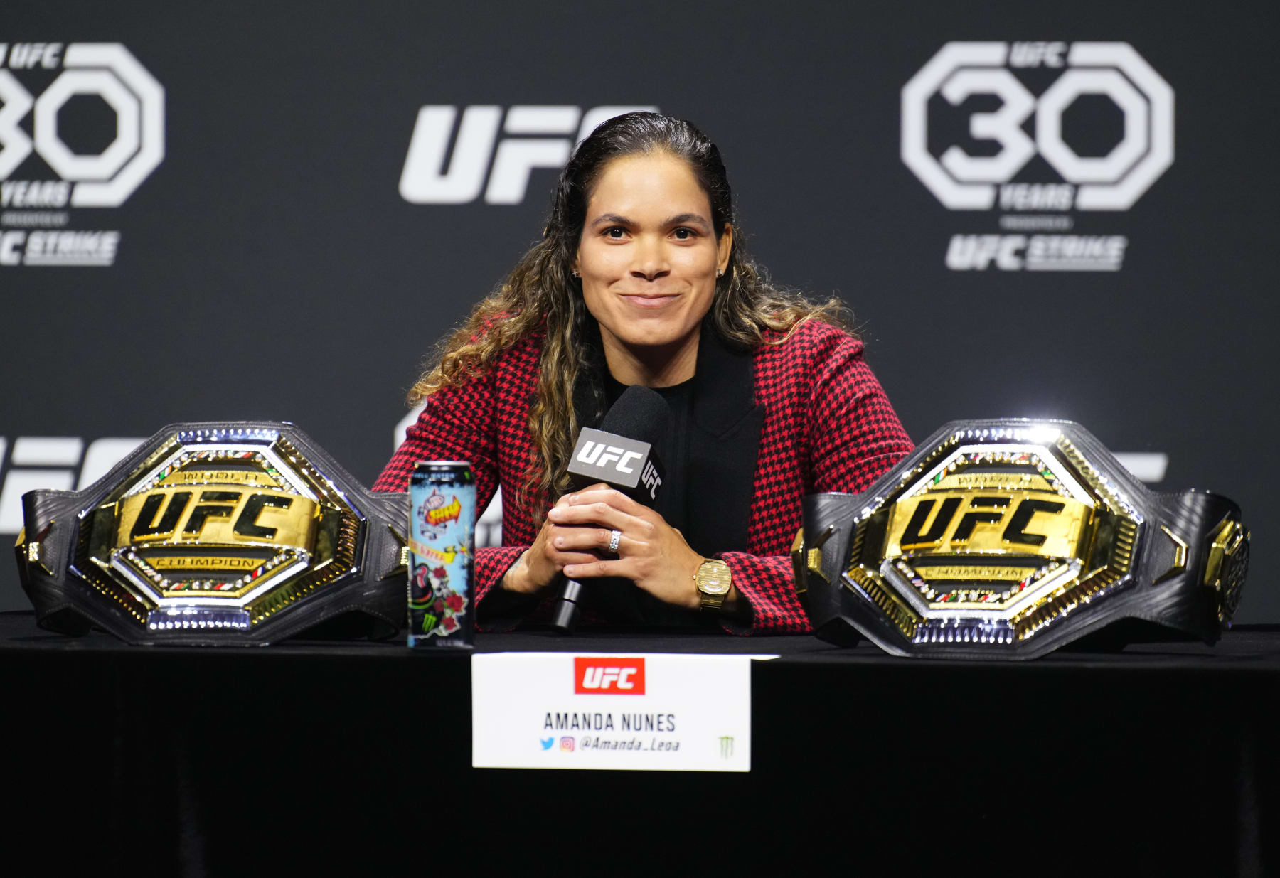 Amanda Nunes Considered UFC Retirement But Didn't Want Julianna Peña ...