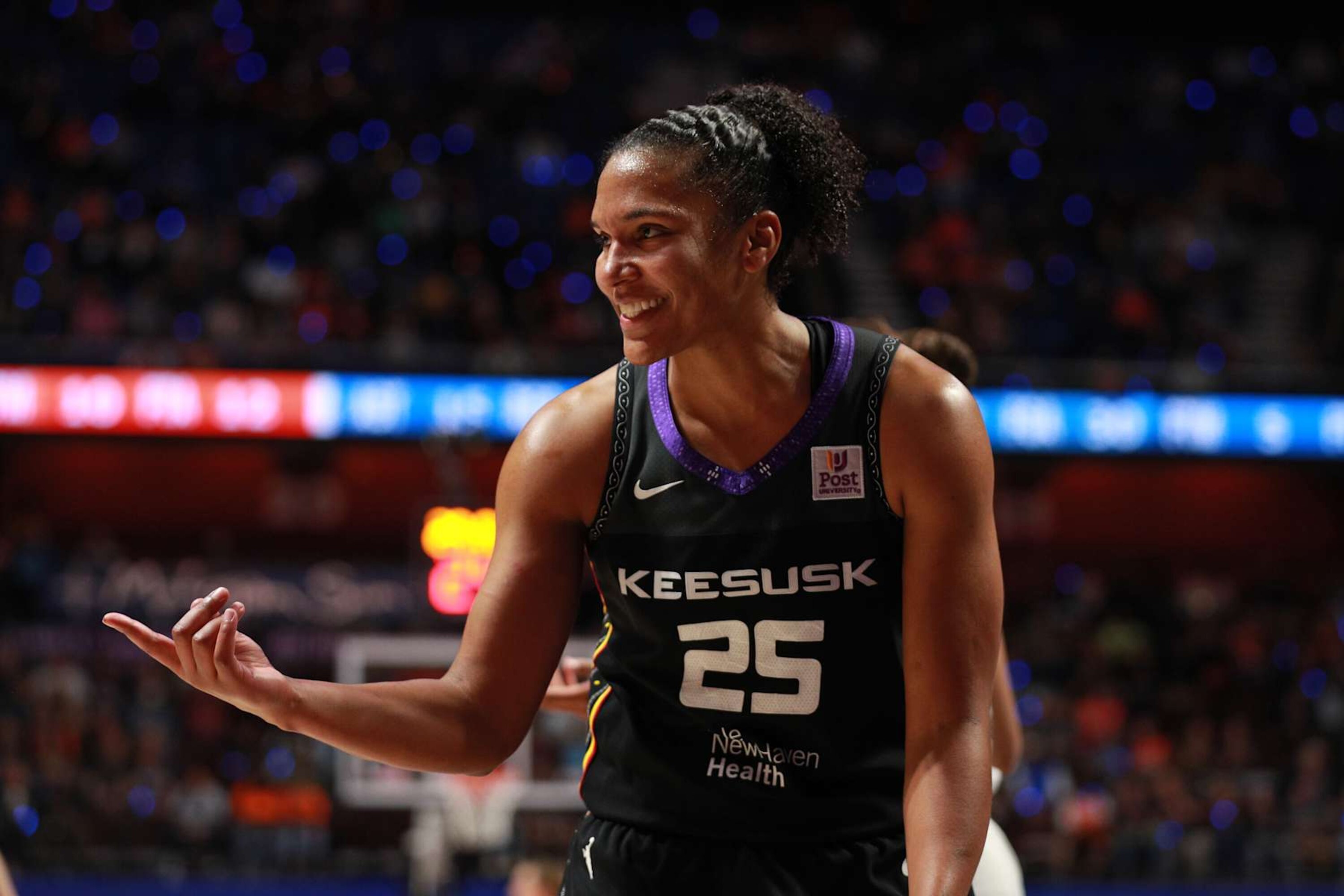 4 Crazy WNBA Trades We'd Like to See Happen