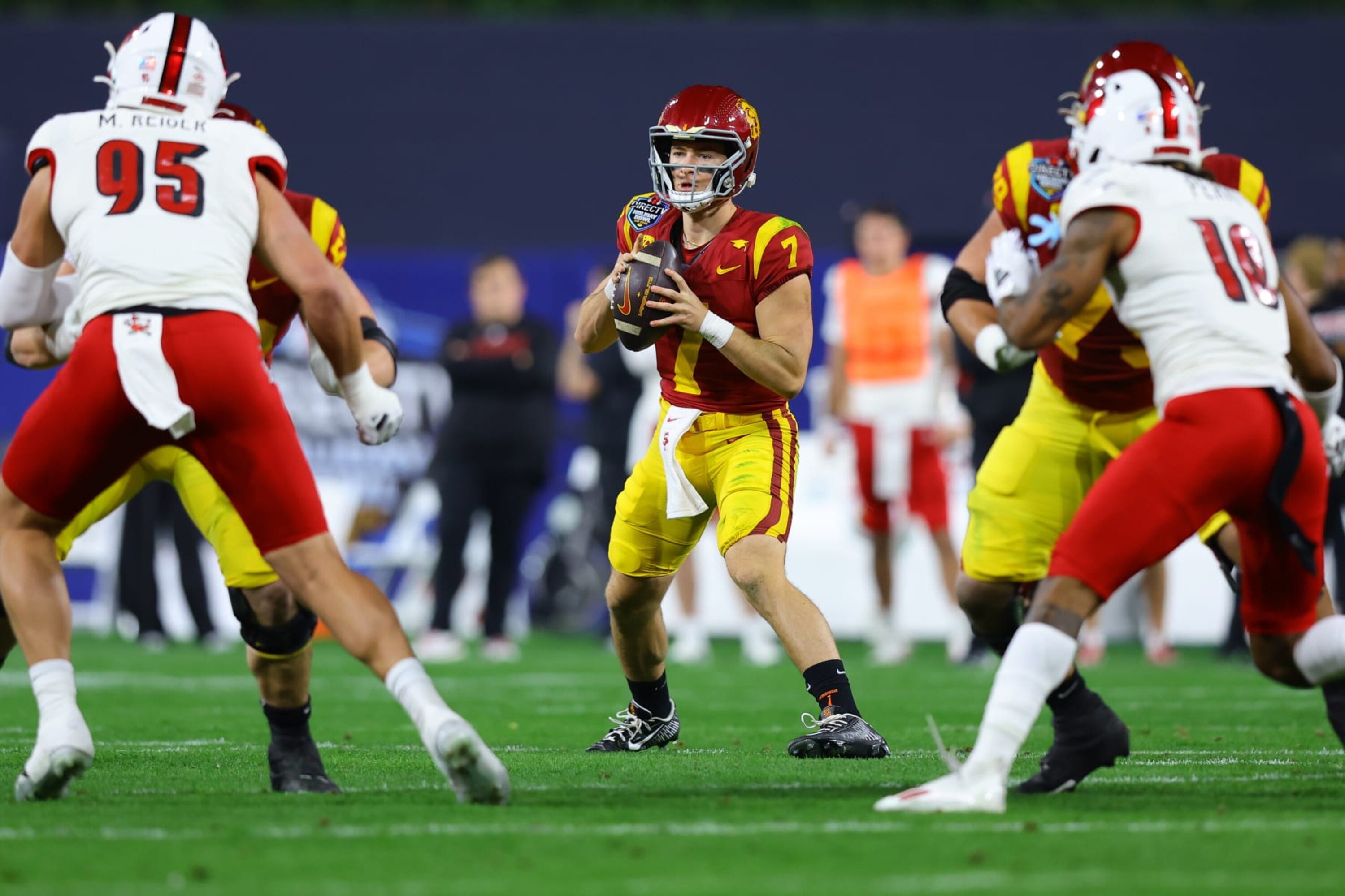 Big College Football Programs with the Toughest QB Decisions Entering 2024