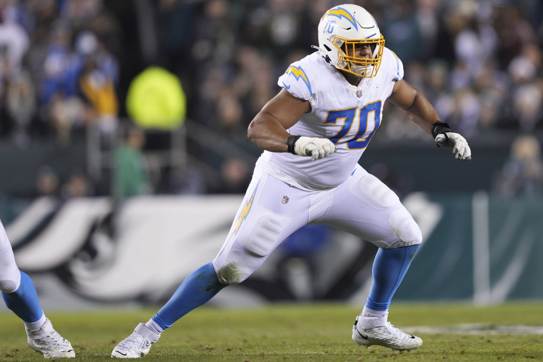 Chargers' Rashawn Slater Reportedly Out for Season After Ruptured ...