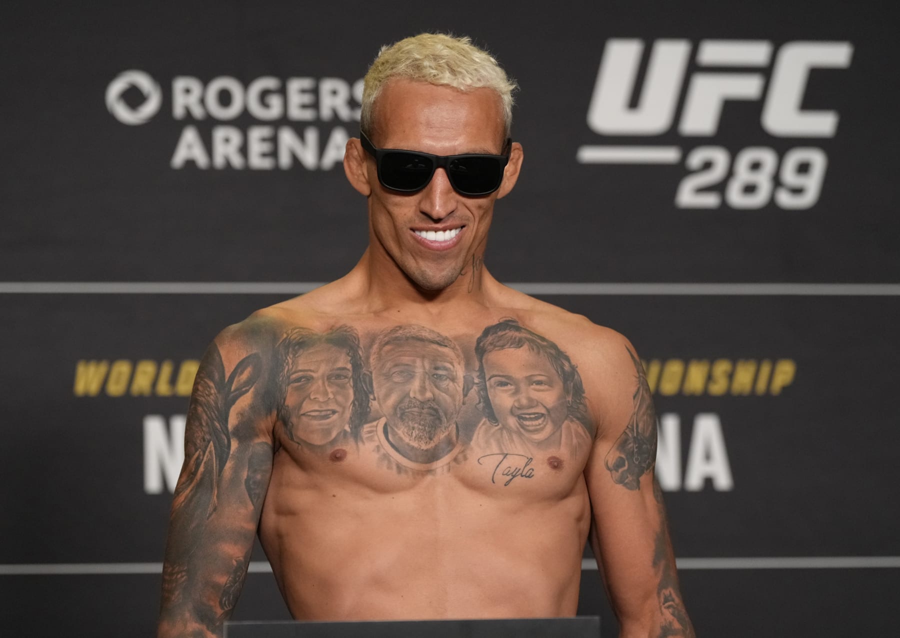 Charles Oliveira Breaks UFC Record with Most Awarded Post-Fight Prize ...