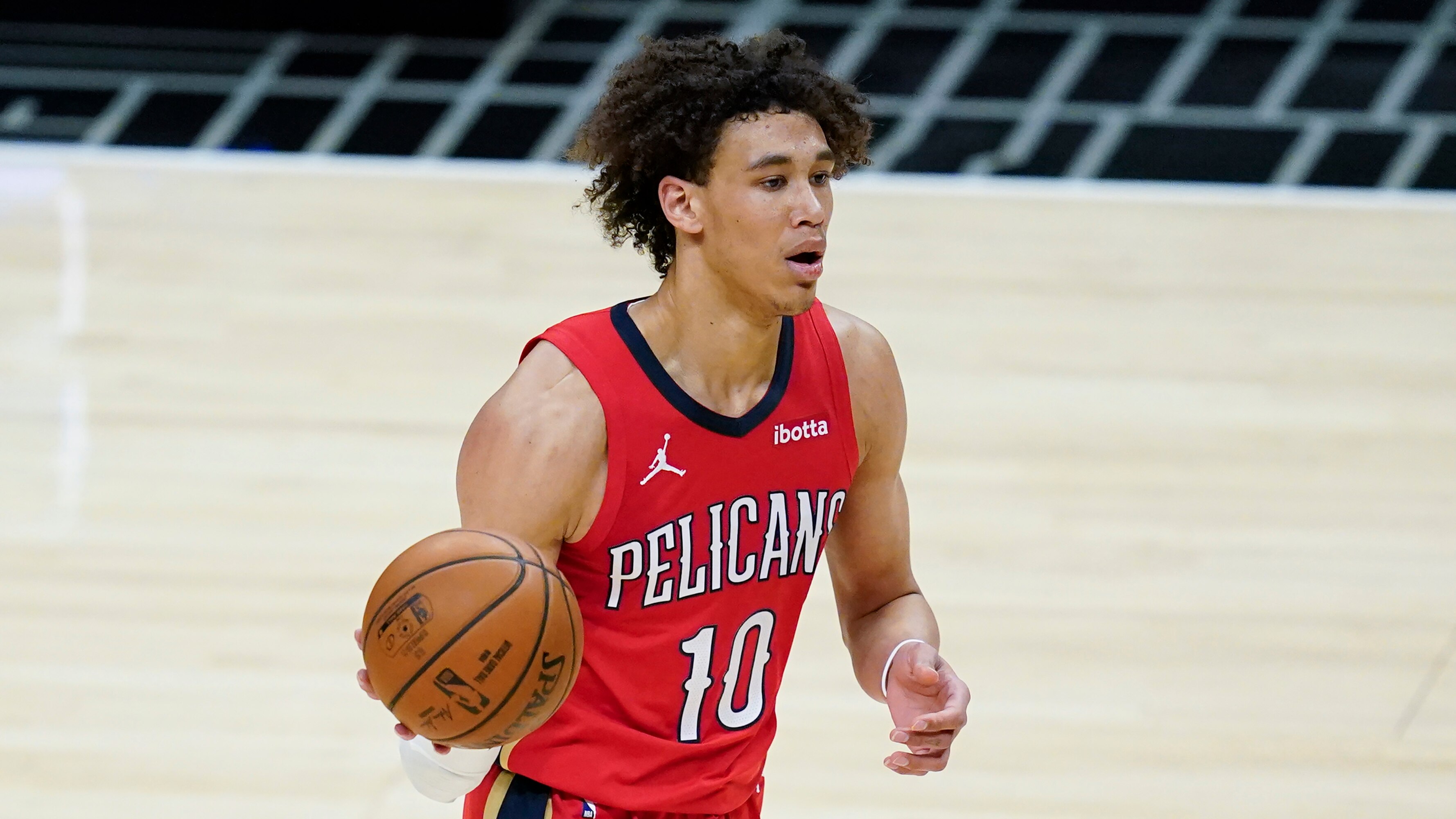 Pelicans' Jaxson Hayes Reportedly Arrested After Alleged Violent Police ...