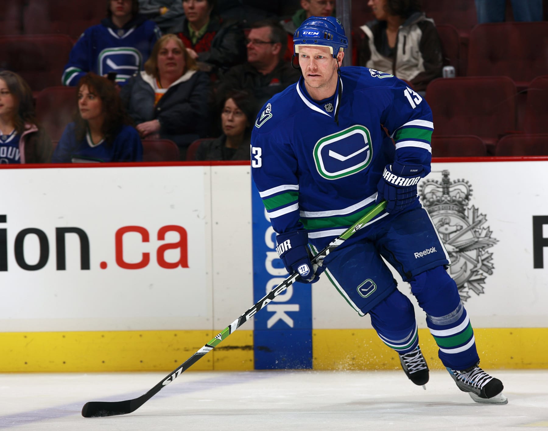 Patrick Kane and 10 NHL Stars Who Looked 'Wrong' in Late-Career Uniforms