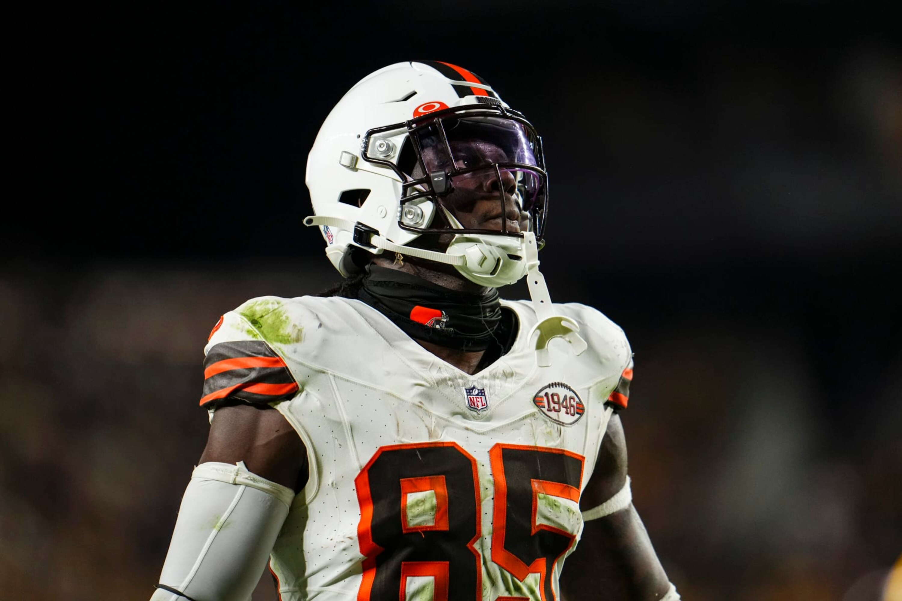 Browns' David Njoku Suffers Burn Injuries to Face, Arm; Questionable vs ...