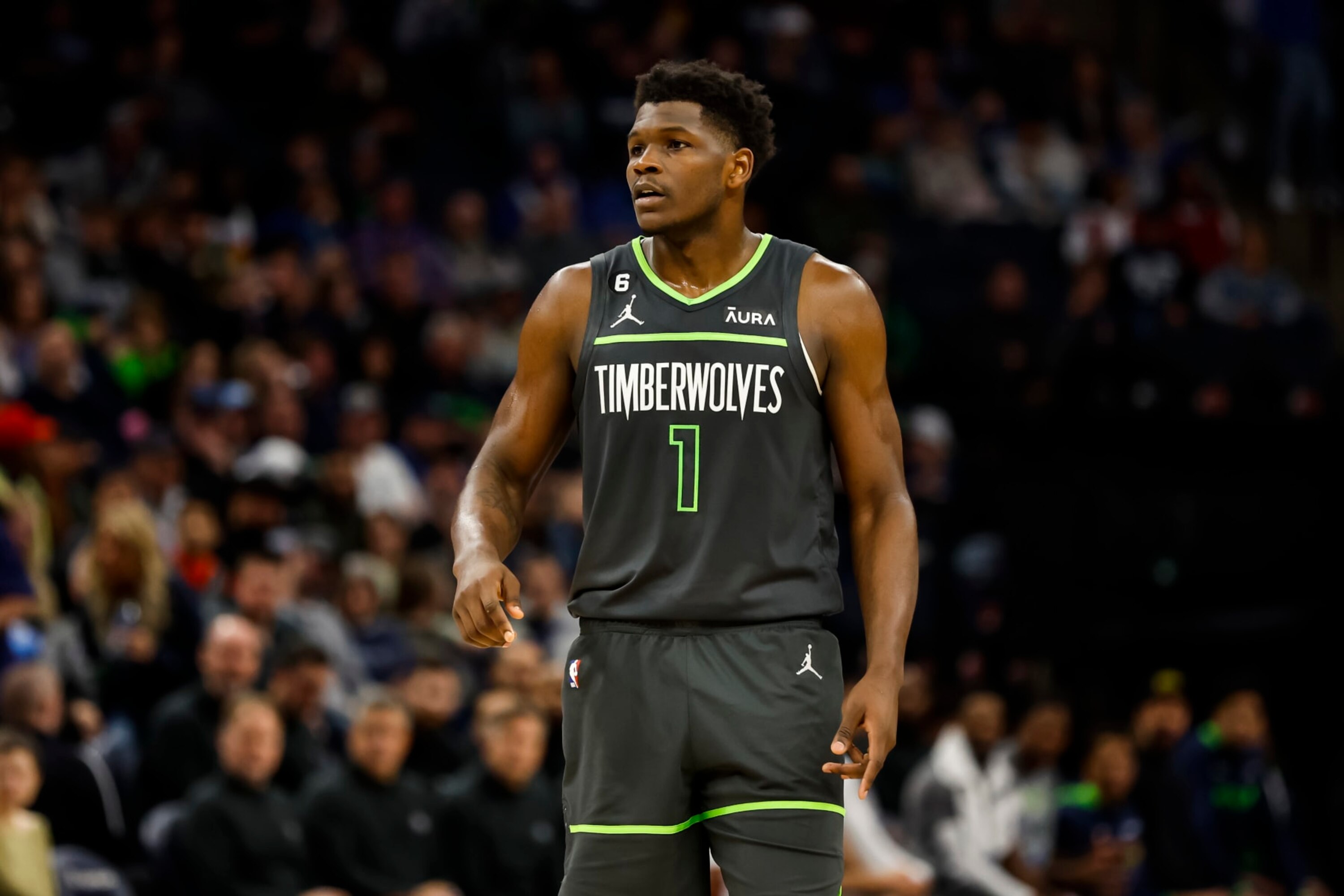 Anthony Edwards, Wolves Agree to 5-Year Contract Worth Up to $260M in ...