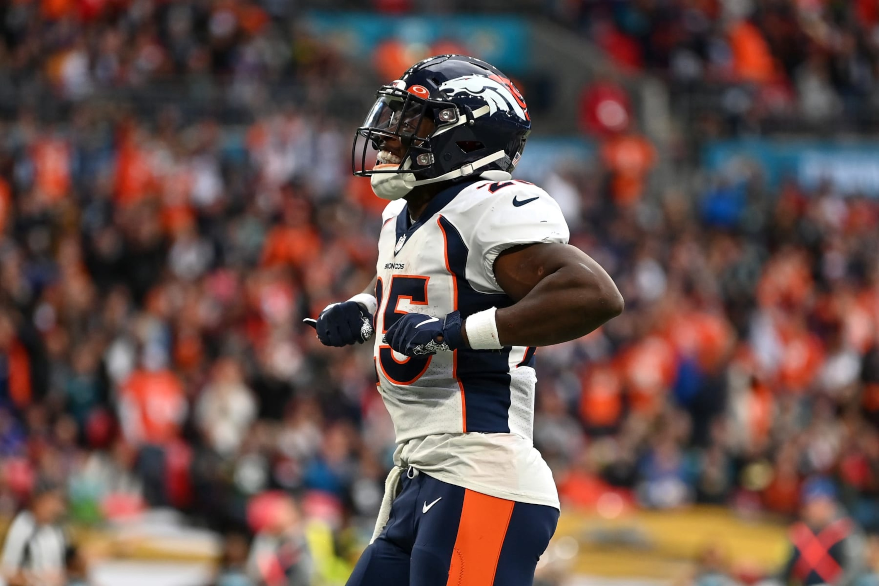 Melvin Gordon III Waived by Broncos; Had 5 Fumbles in 10 Games