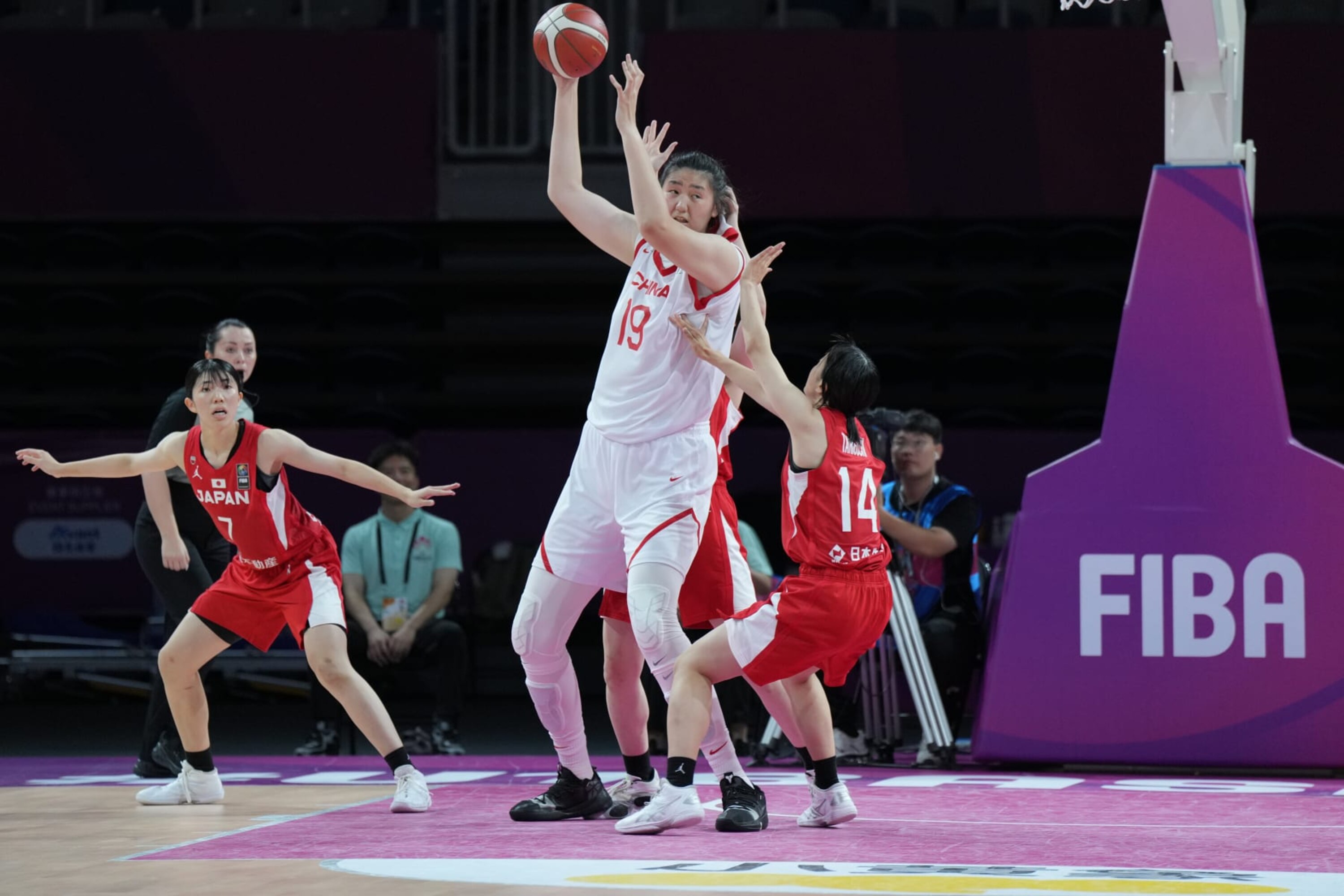 7'3" Teenager Zhang Ziyu Scores Record 44 Points for China at U18 Women ...