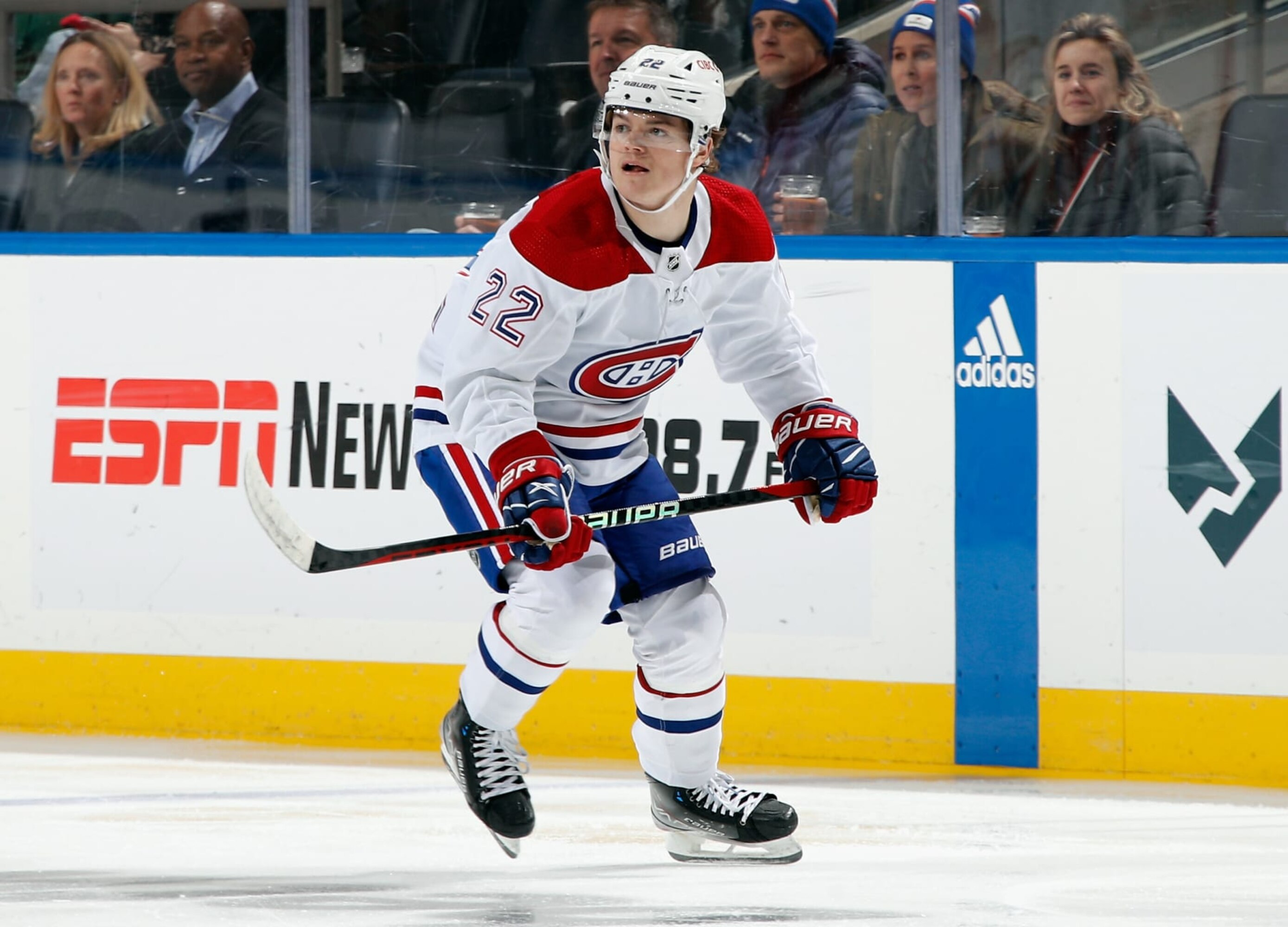 Cole Caufield, Canadiens Agree to 8-Year, $7.85M AAV Contract Before ...
