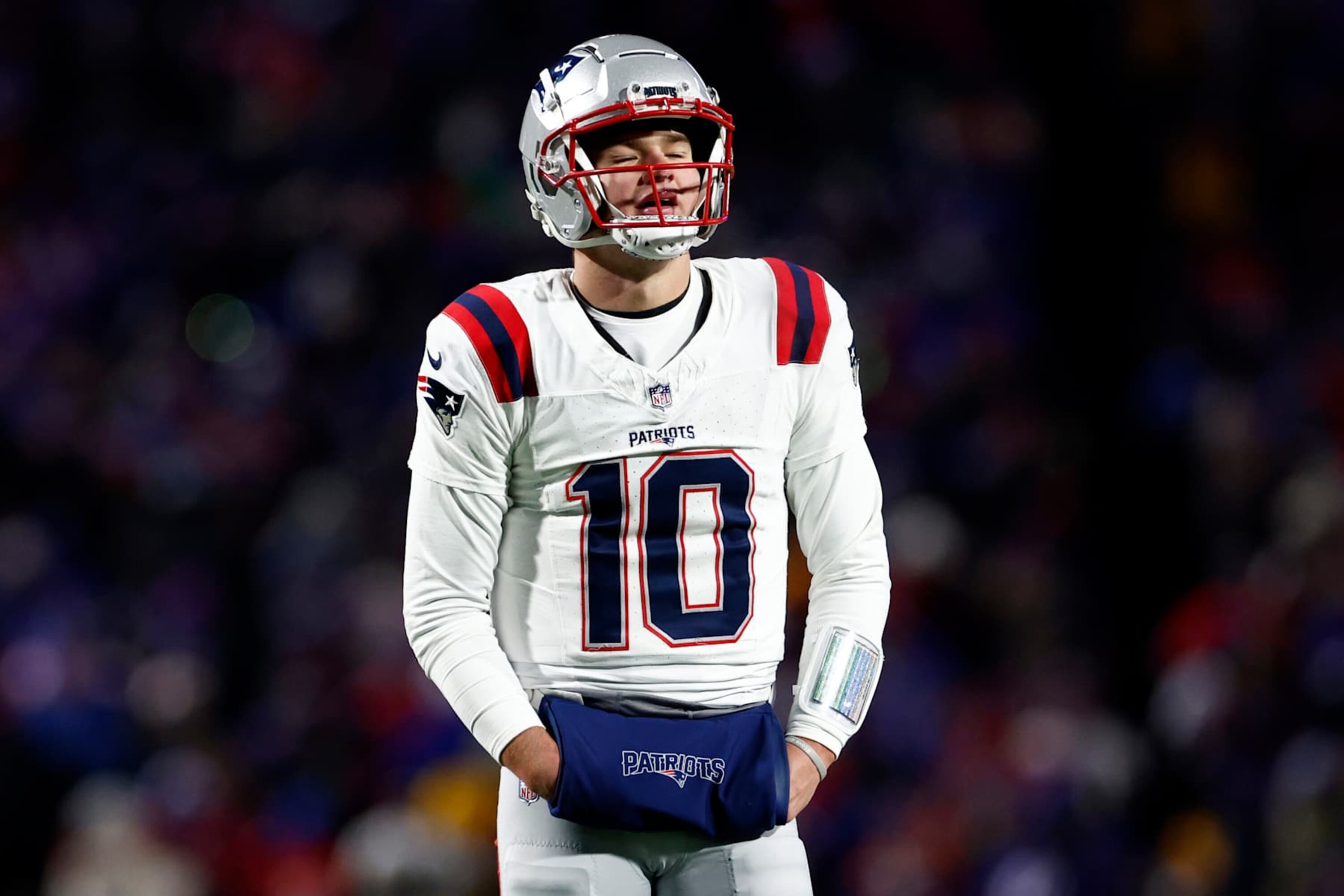Drake Maye: Patriots Rookie Season Has Been 'Tough,' Have 'A Lot to ...