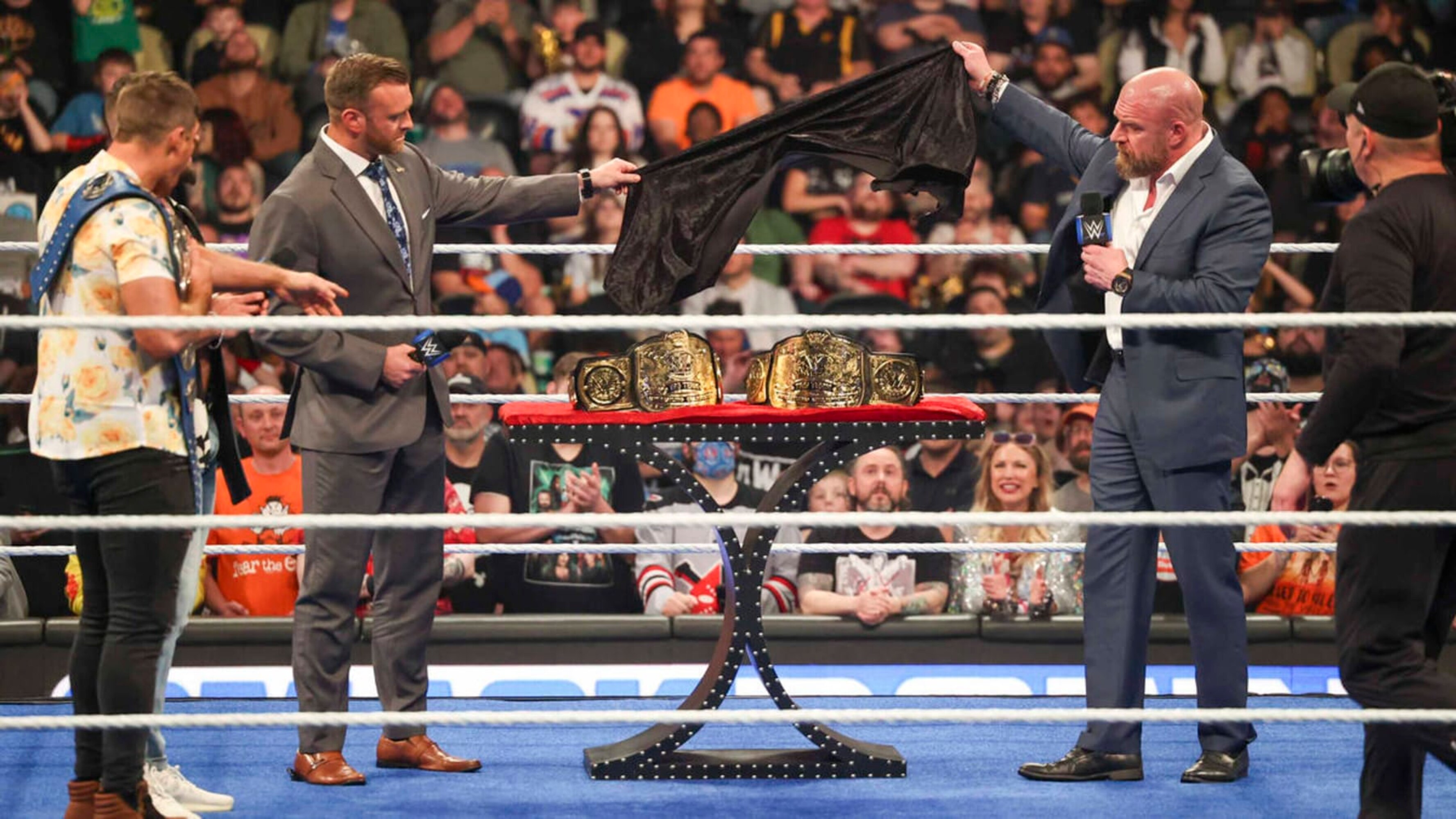 Video: WWE Reveals New WWE Tag Team Championship Design to Replace ...