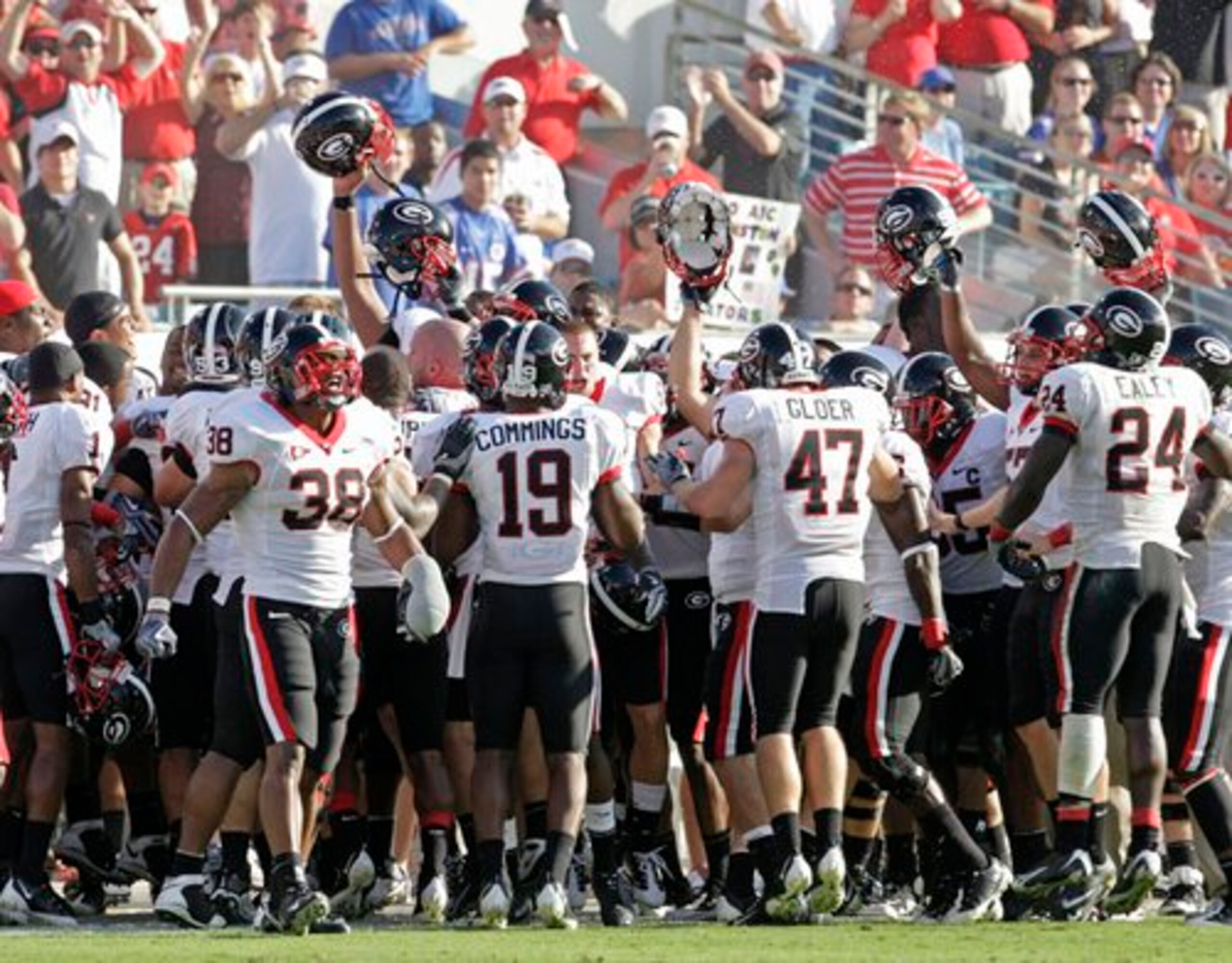 Ranking The Georgia Bulldogs' Uniforms