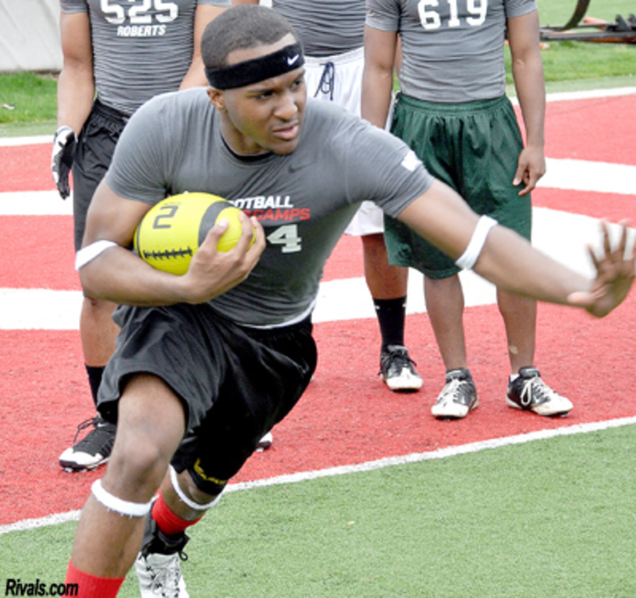College Football Recruiting: Will RB Justice Hayes Commit to Notre Dame?