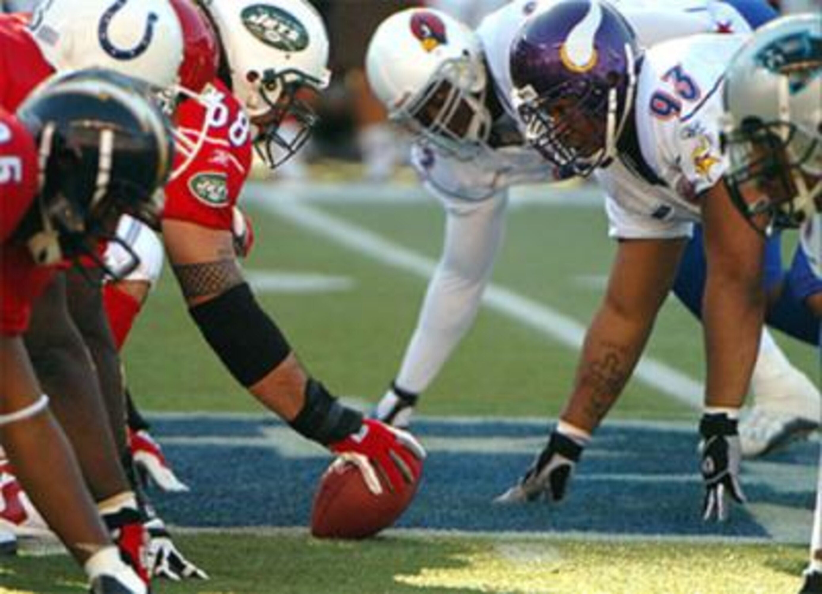 Hungry for Football: The 10 Best Foods to Grub on During NFL Sundays