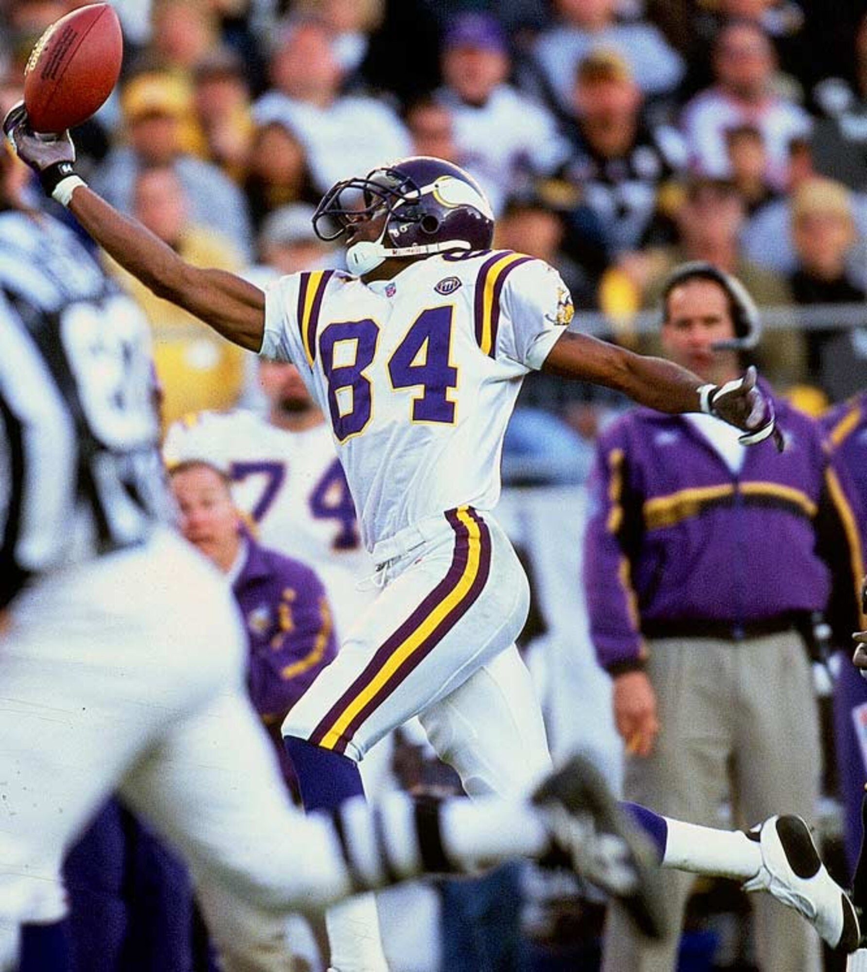 Randy Moss and the Top 25 Athlete Homecomings of All Time