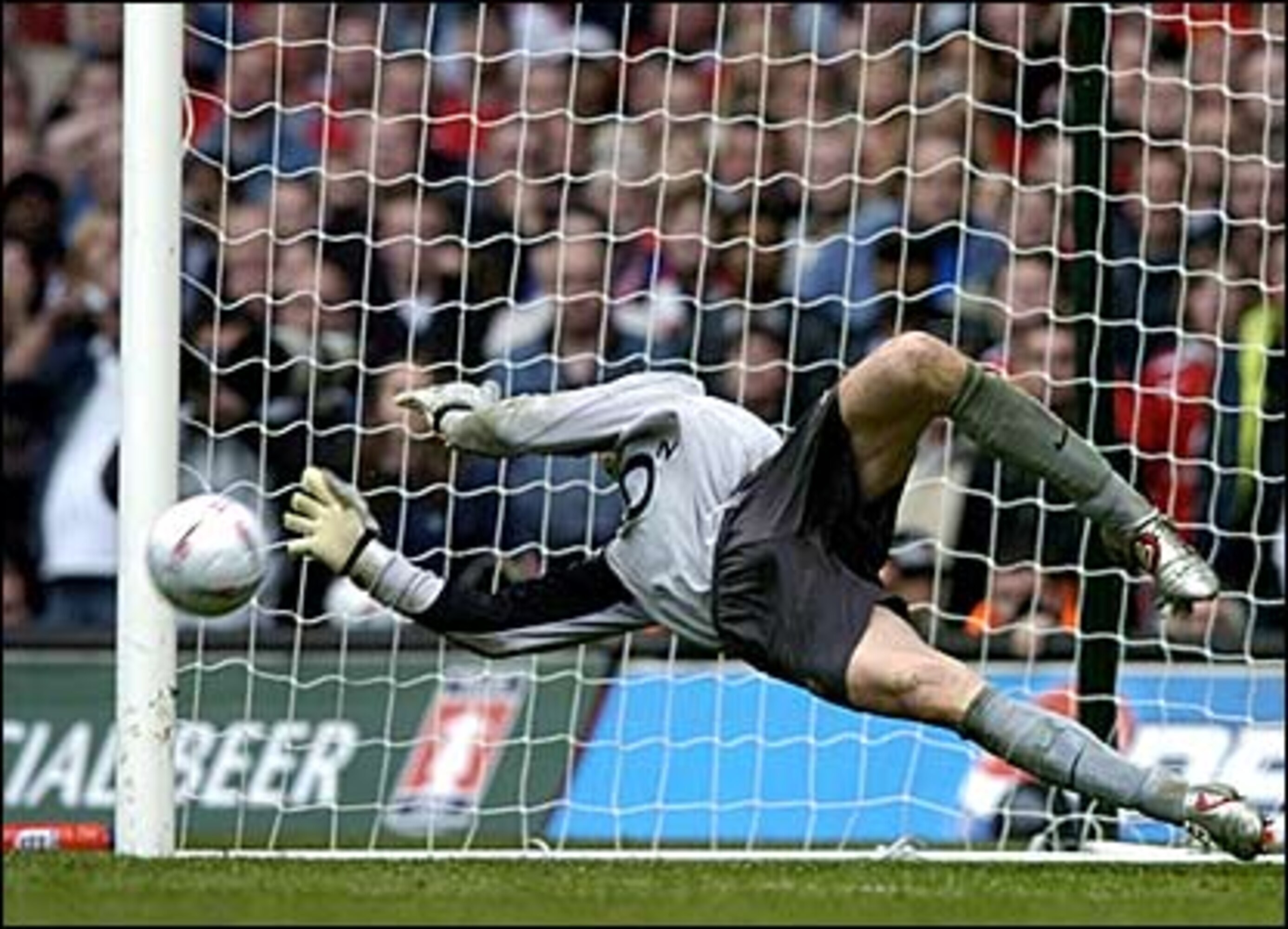 Top Gunners: Ranking the Best Goalkeepers in the History of Arsenal