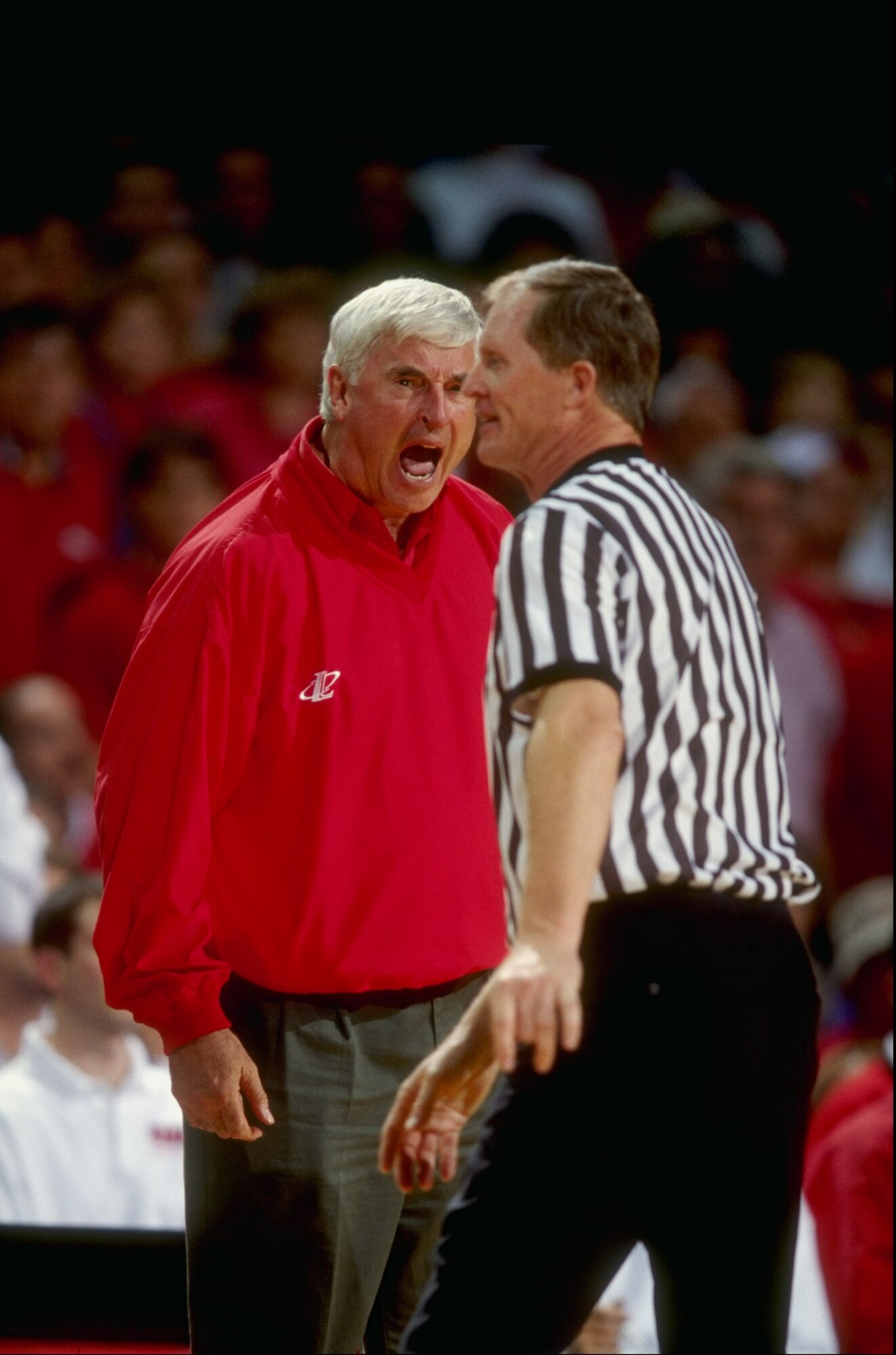 Beware the Chair: A Sampling Of Bob Knight's Interviews, Speeches and ...