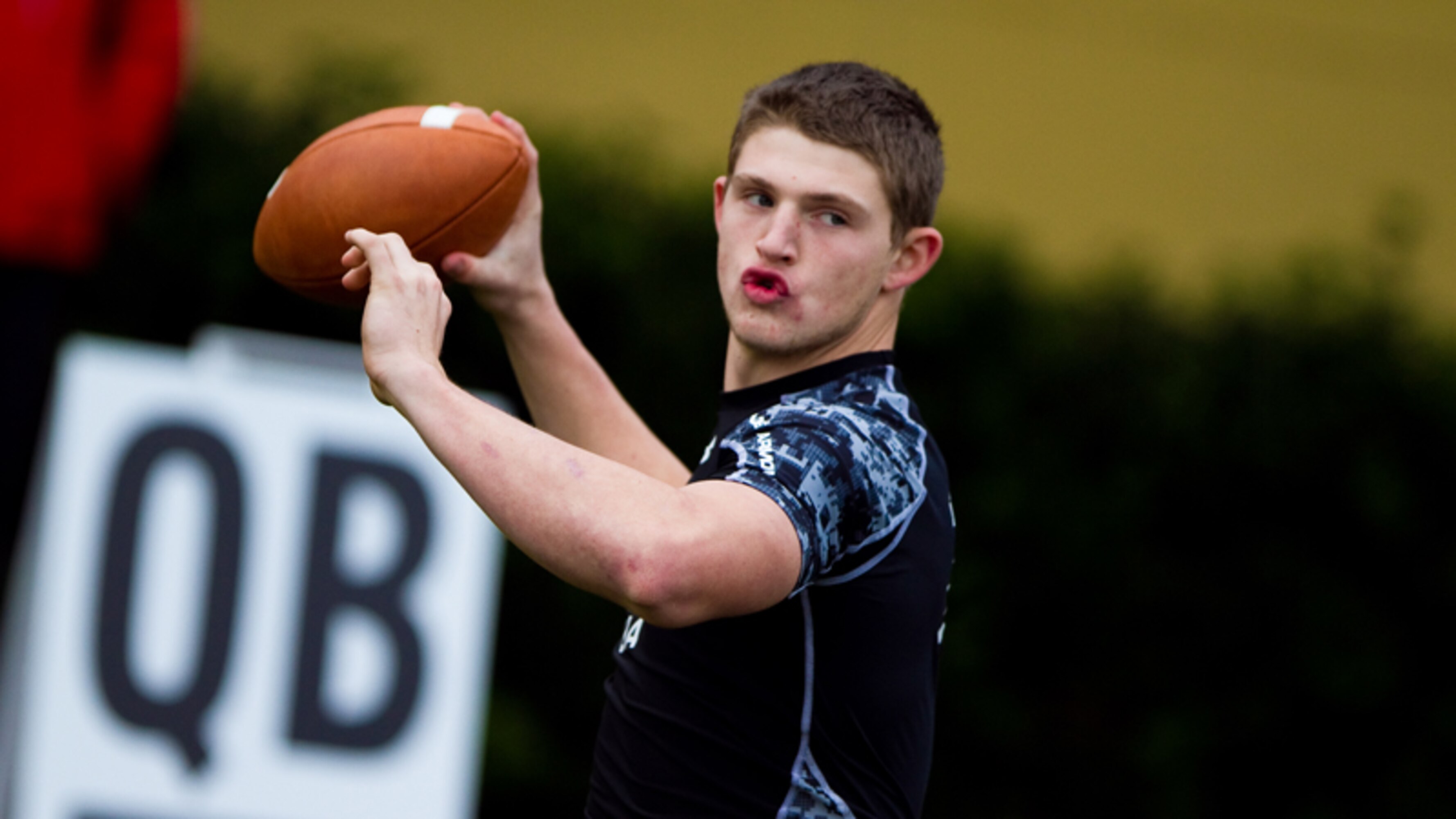National Signing Day 2011: Jeff Driskel Vs. Braxton Miller, Who's Top QB?