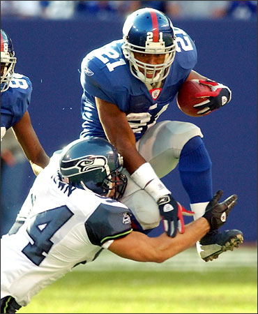 NFL Report: Giant Super Villain Tiki Barber Goes Off On All Time NFL Backs