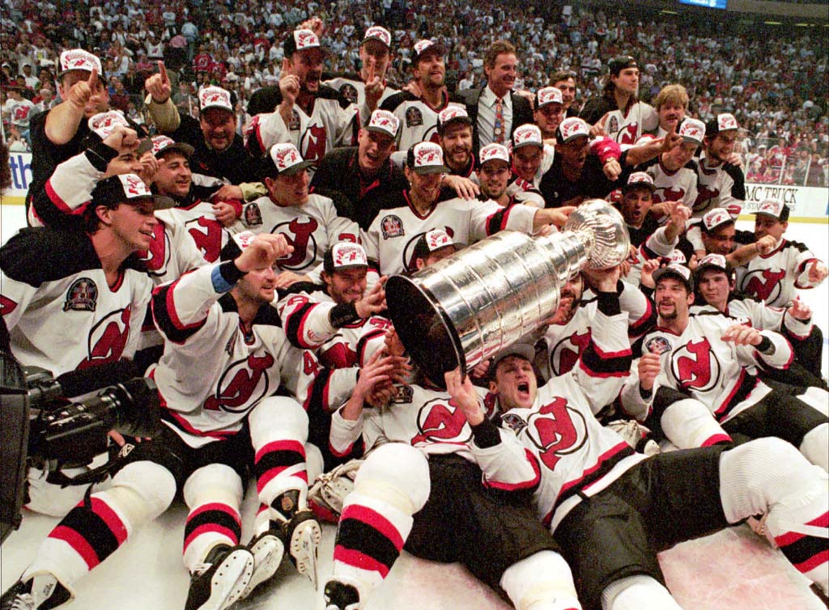 1995 New Jersey Devils: Their Dominant Path to the Stanley Cup Championship
