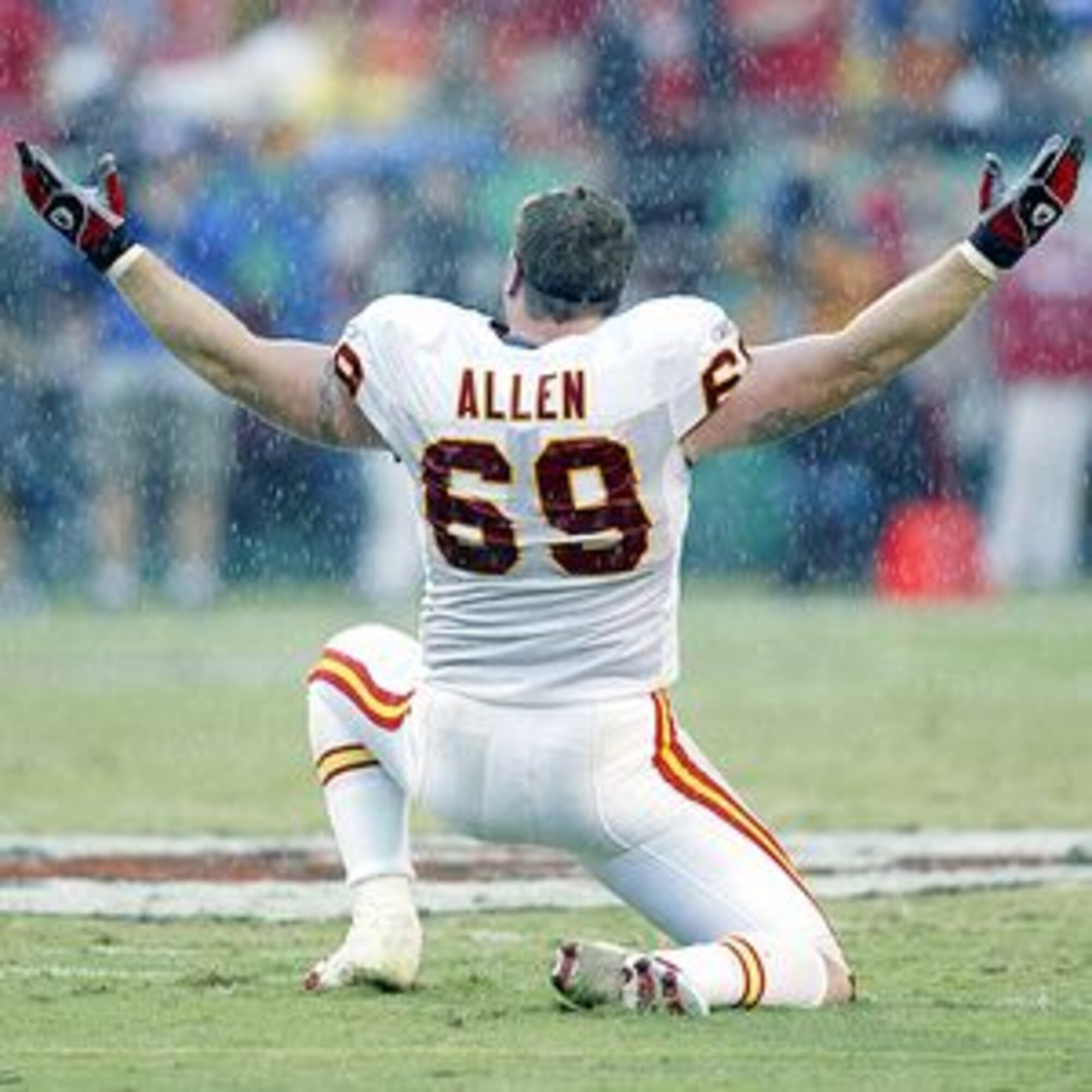20 Current NFL Players Who Should Fight in the UFC If the NFL Lockout ...