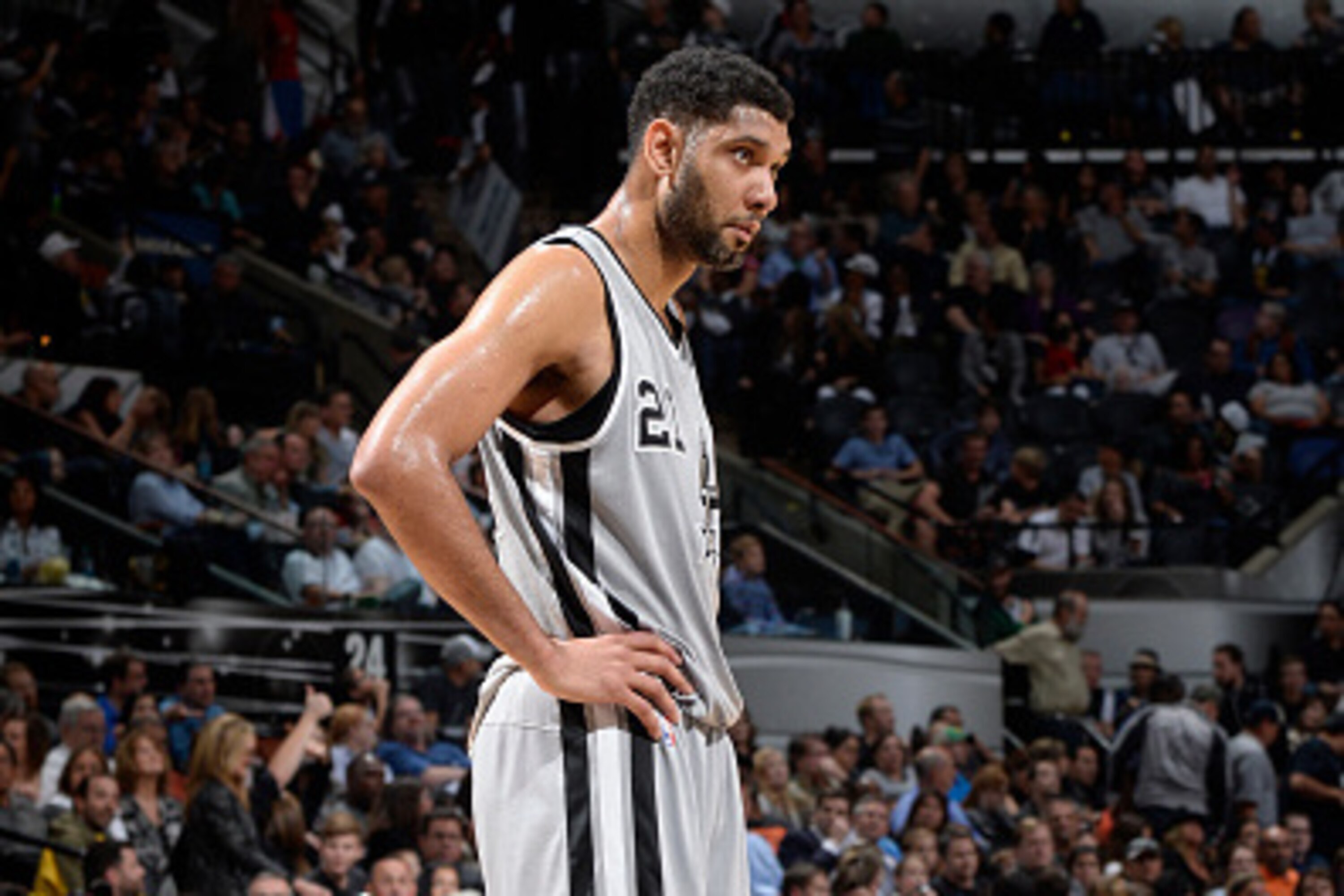 Tim Duncan Announces He Will Return to Spurs for 19th NBA Season
