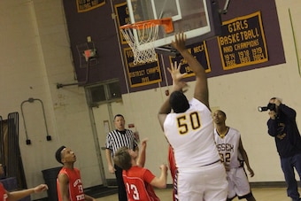 Meet Dondre Harris, the 7-Foot, 375-Lb DL Who Was Too Big for College ...