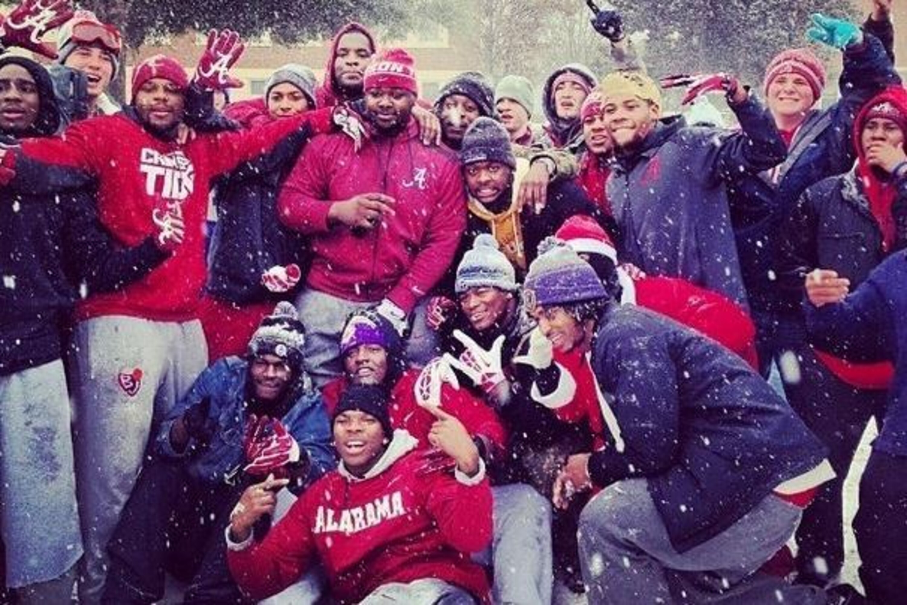 Alabama Football Team Celebrates Snow Day by Joining in on Snowball Fight