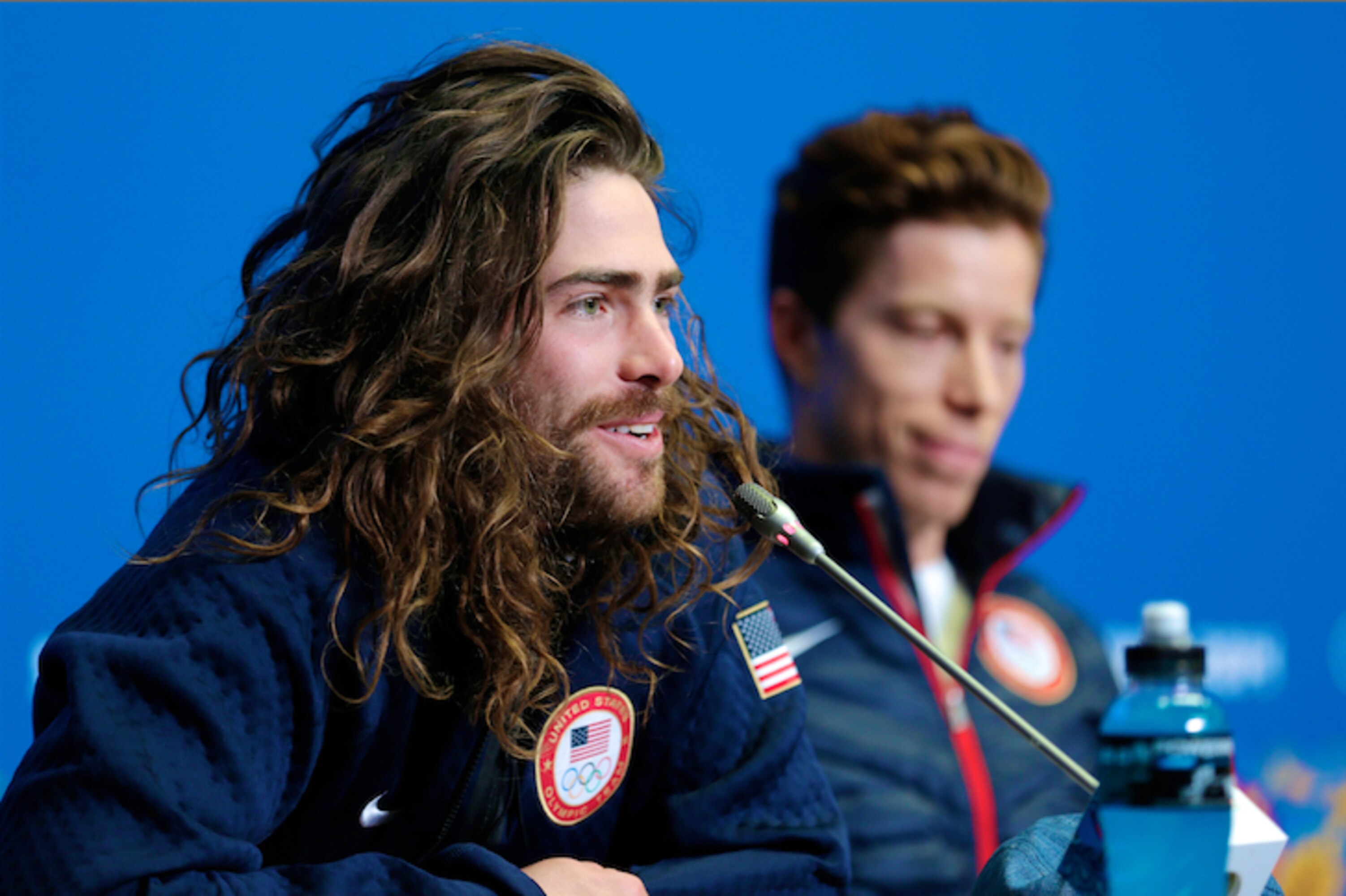 American Snowboarder Danny Davis Rips Sochi Halfpipe Conditions