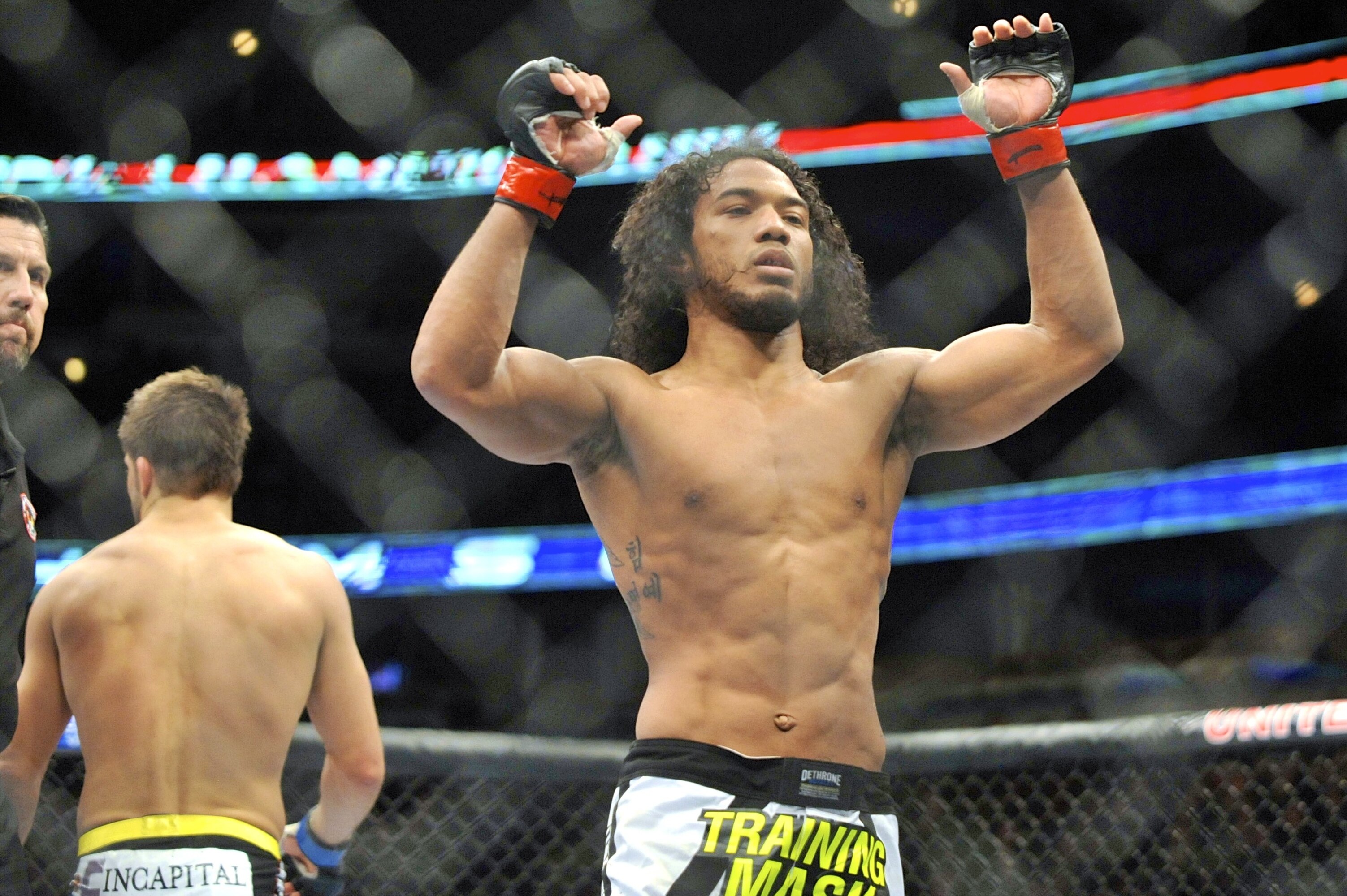 The Fighting Life: MMA Elite Talk About the Sport's Small Window of ...