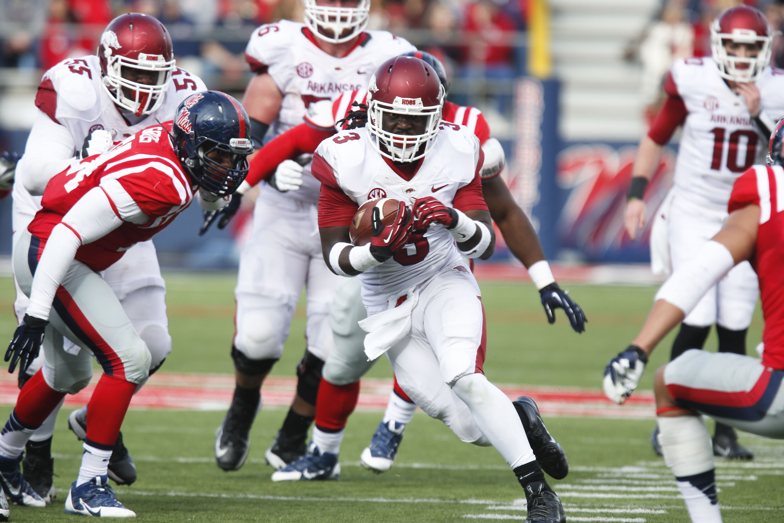 Arkansas Football: Alex Collins Set for an Even Bigger Year in 2014