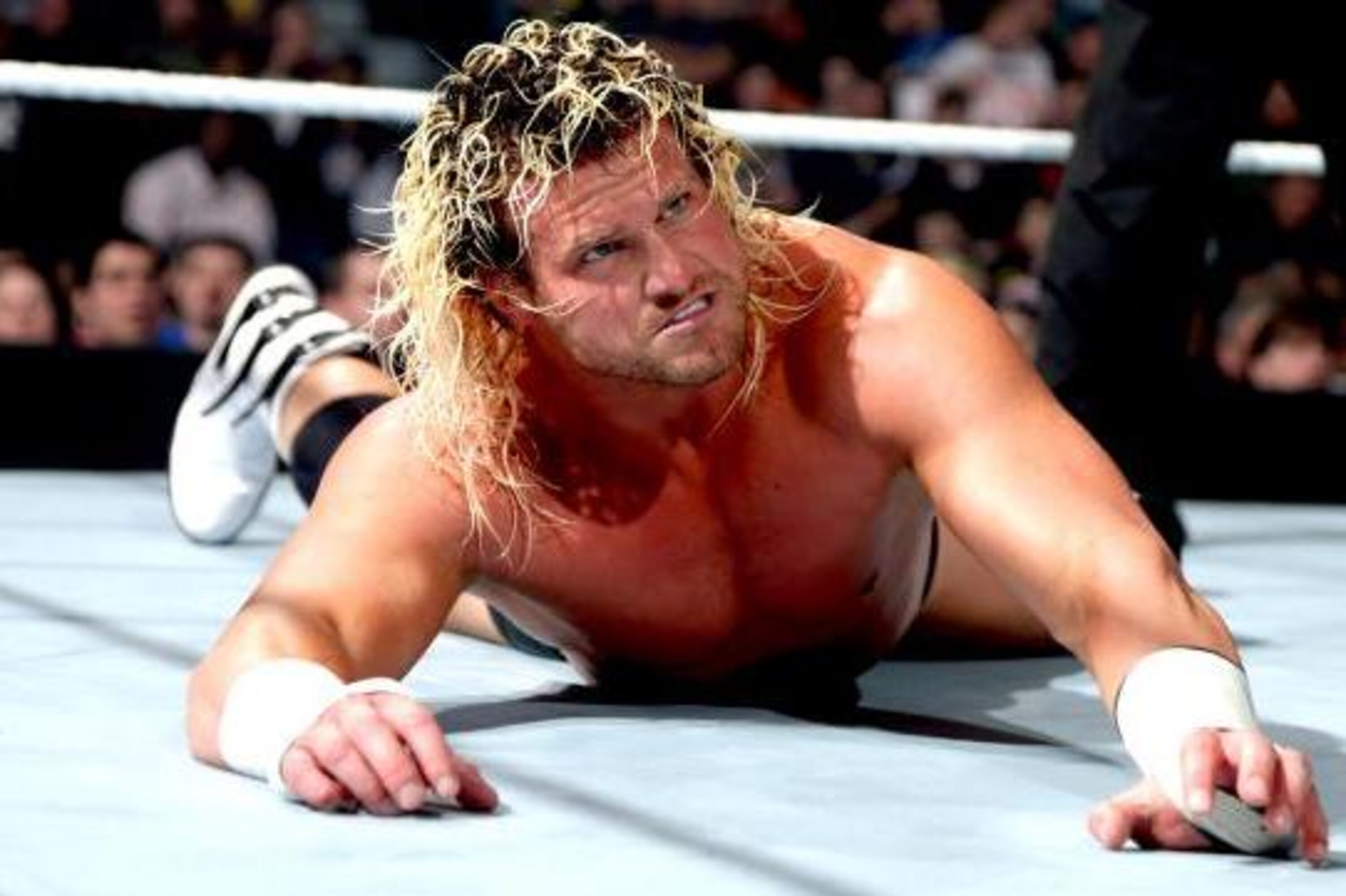 Dolph Ziggler Lashes Out Against WWE on Twitter