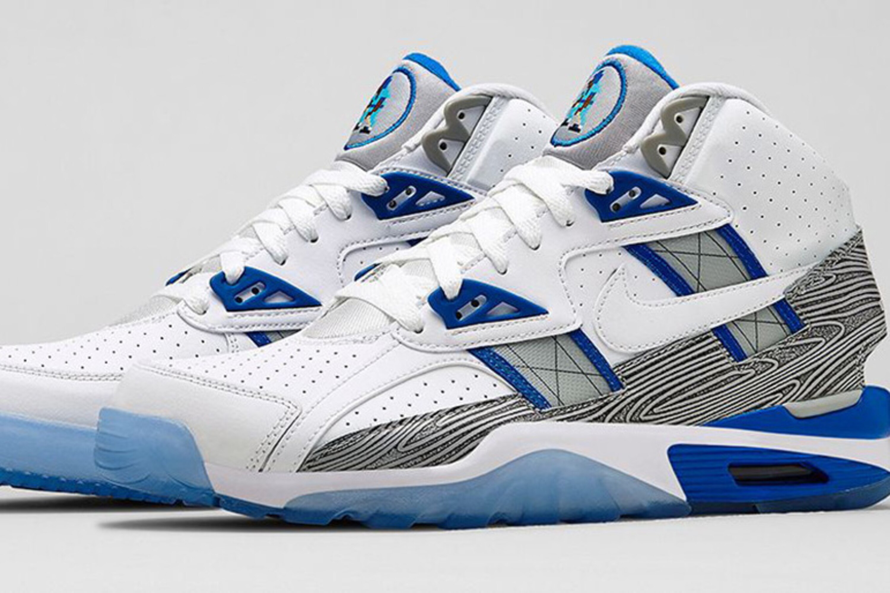 Nike Pays Tribute to Bo Jackson with Nike Air Trainer SC 'Broken Bats'
