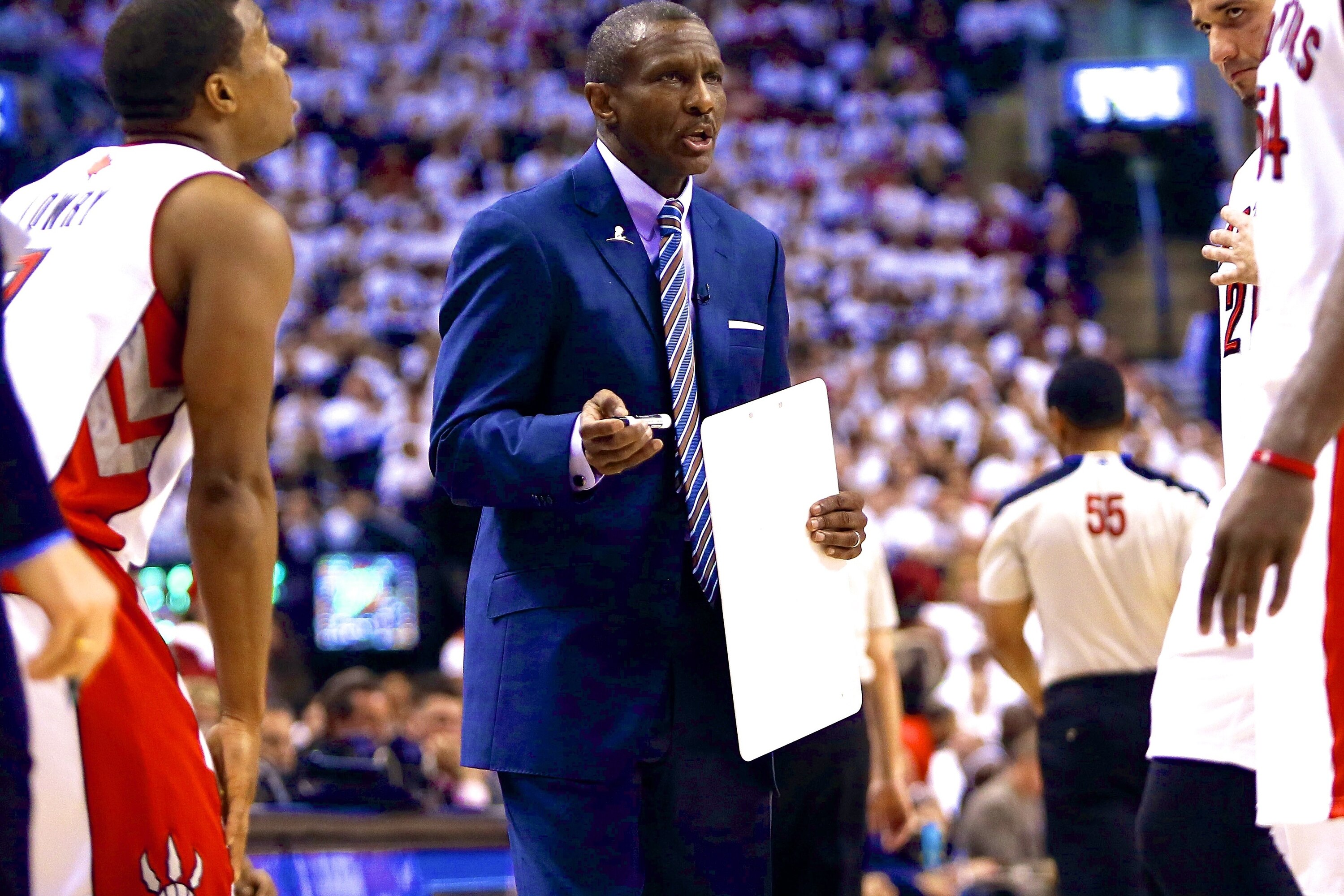 Toronto Raptors Sign Coach Dwane Casey to 3-Year Contract Extension