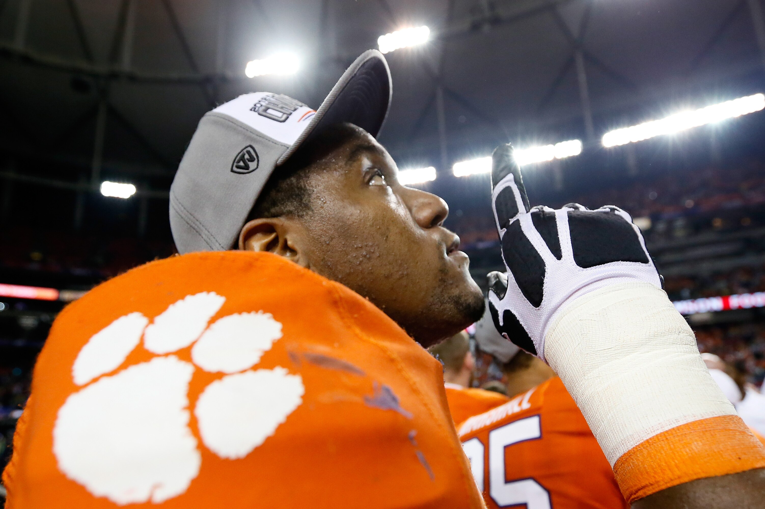 How Brandon Thomas Fits with the San Francisco 49ers