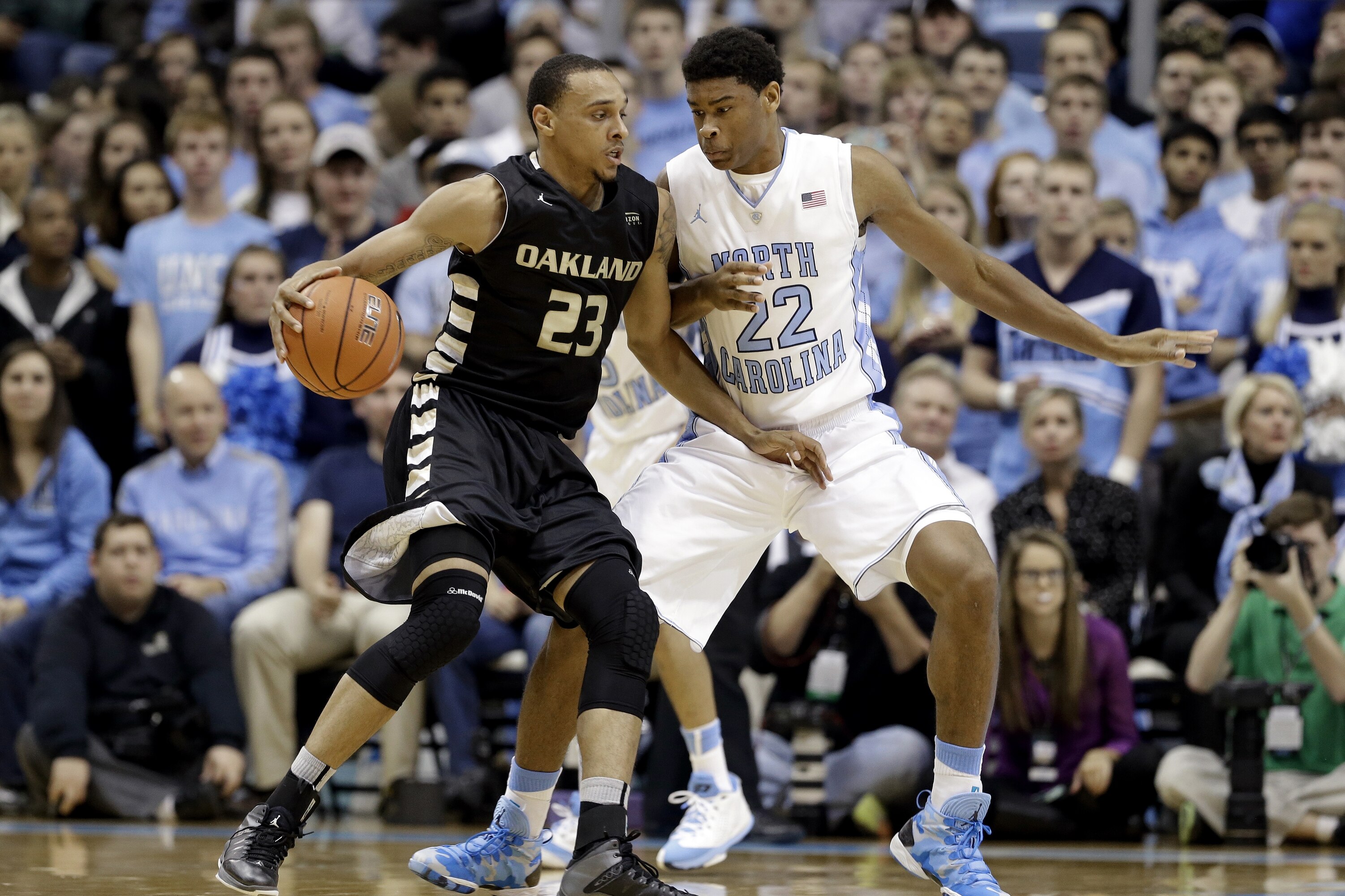 UNC Basketball: What Isaiah Hicks Must Do to Break the Tar Heels Rotation