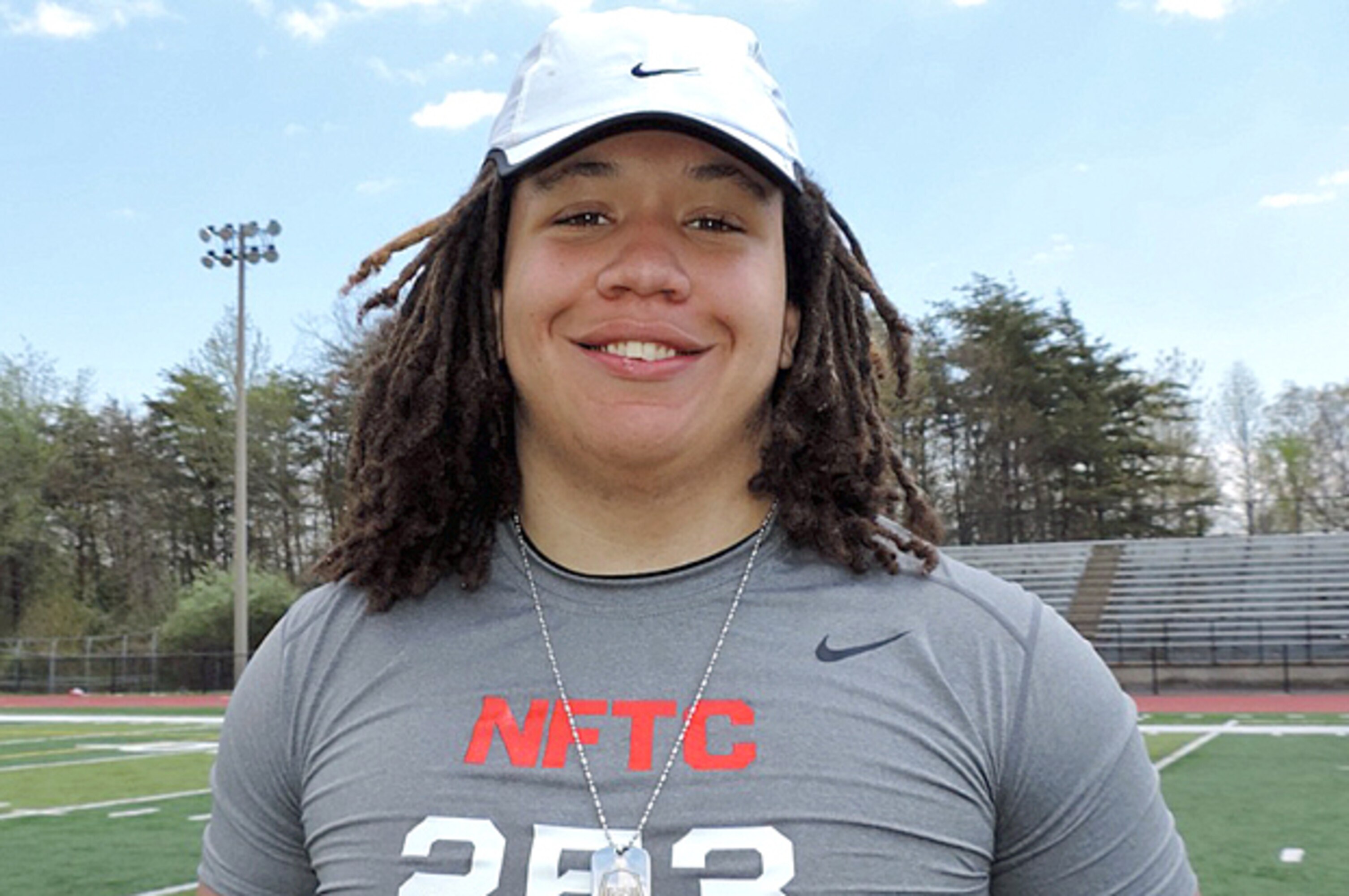 4-Star OT Recruit Matthew Burrell Tweets Top 15 Schools