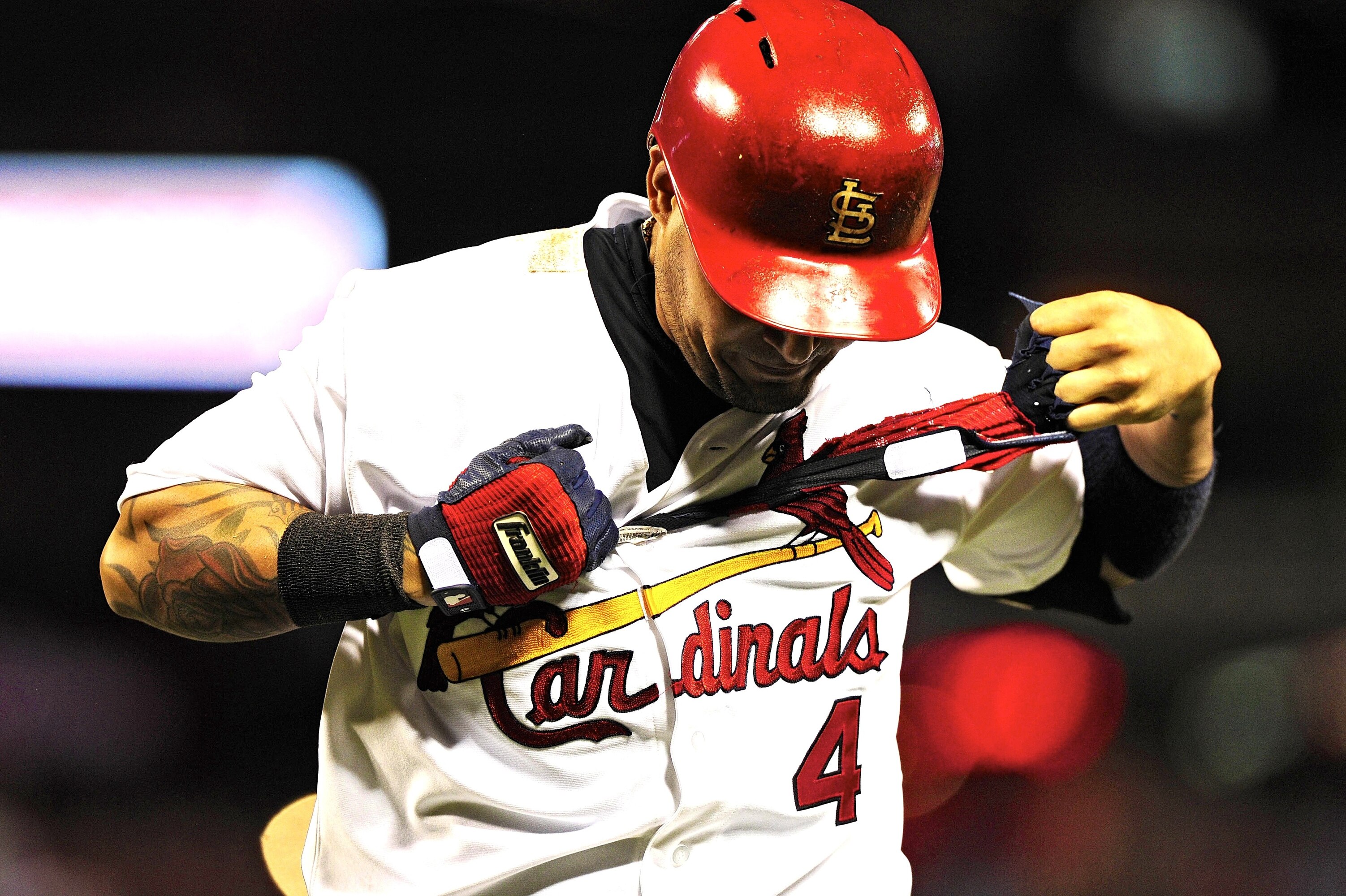 Molina, Phillips Have Similar Thumb Injury, Could Be out Rest of Season