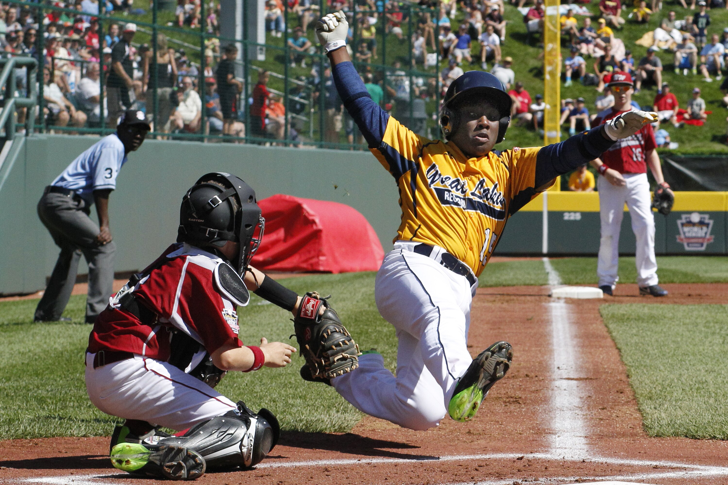 LLWS 2014: Full Schedule and Key Storylines for Saturday's Championship ...