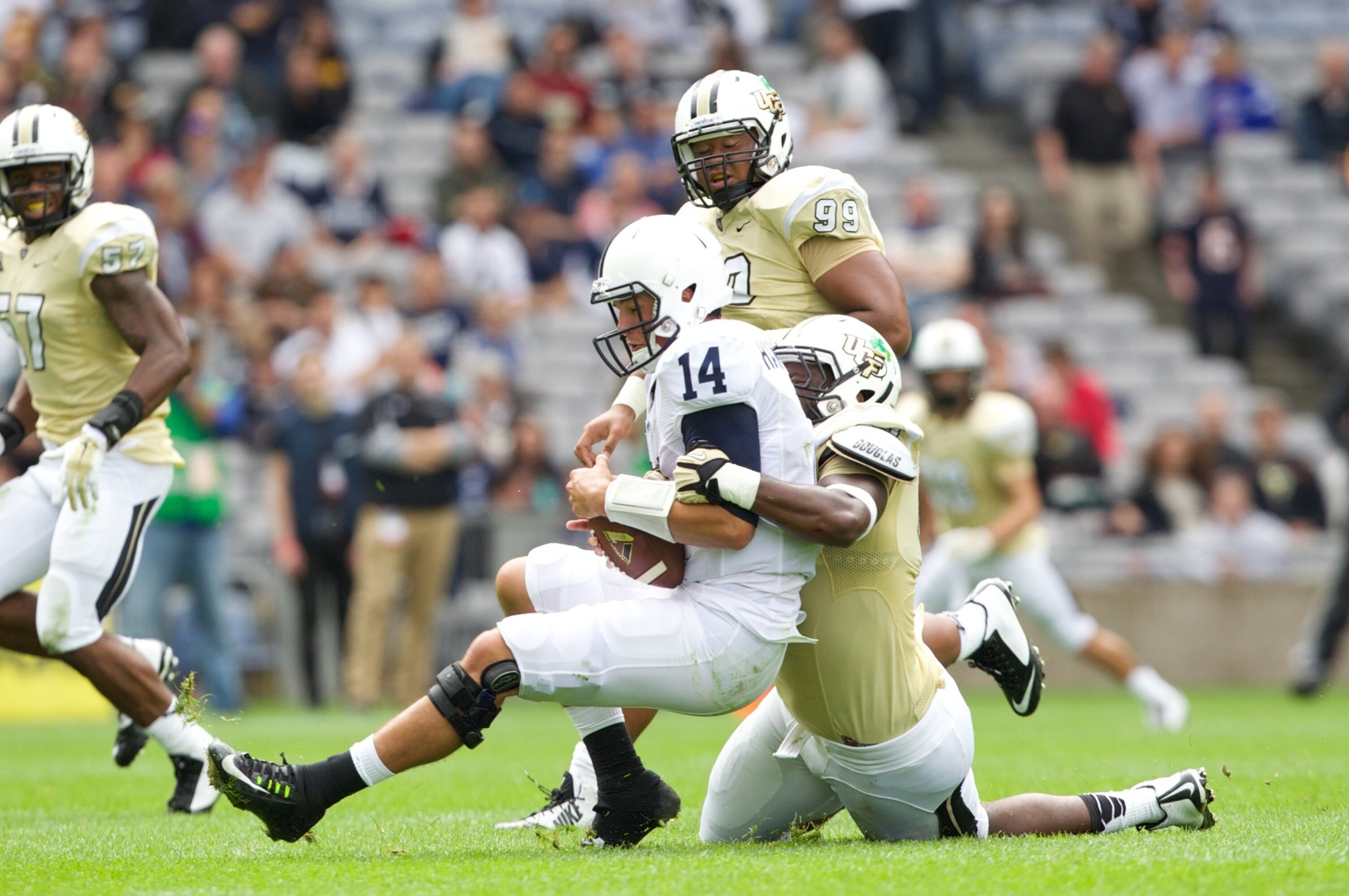 Christian Hackenberg Sets Penn State Passing Record in Epic Victory vs. UCF