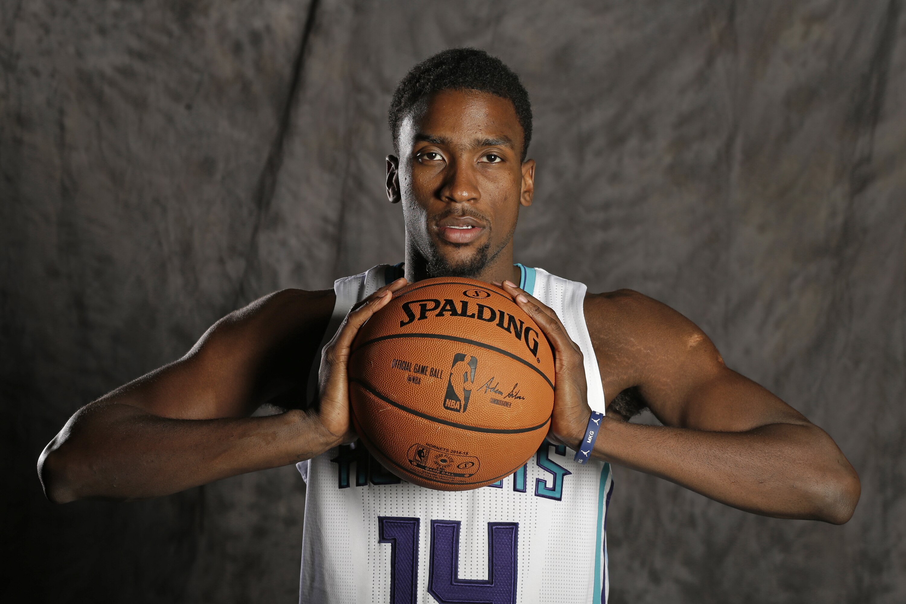 Michael Kidd-Gilchrist's New Jumper Will Be Key to His 2014-15 Season