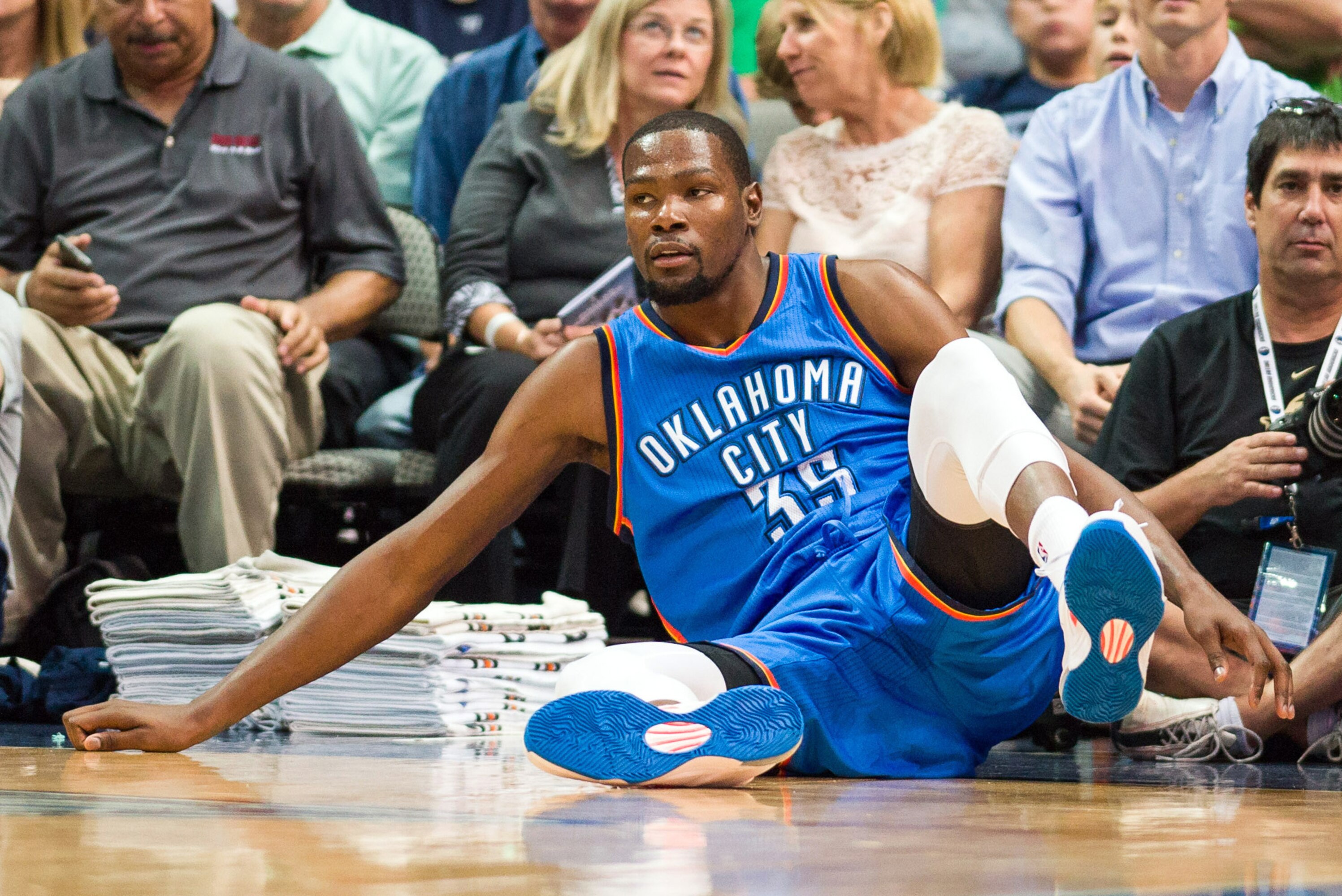 Kevin Durant Undergoes Surgery on Injured Foot to Repair Jones Fracture