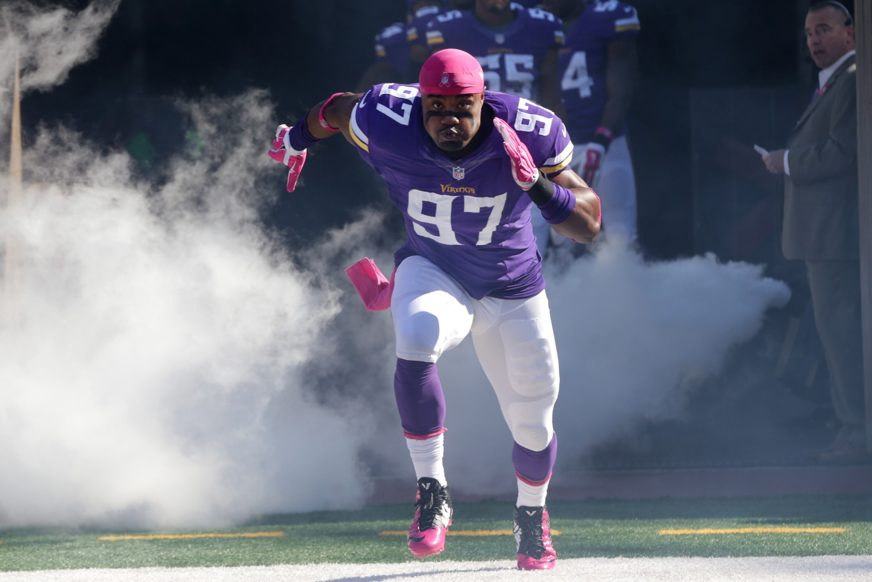 Everson Griffen Earning Every Penny of 2014 Mega Extension