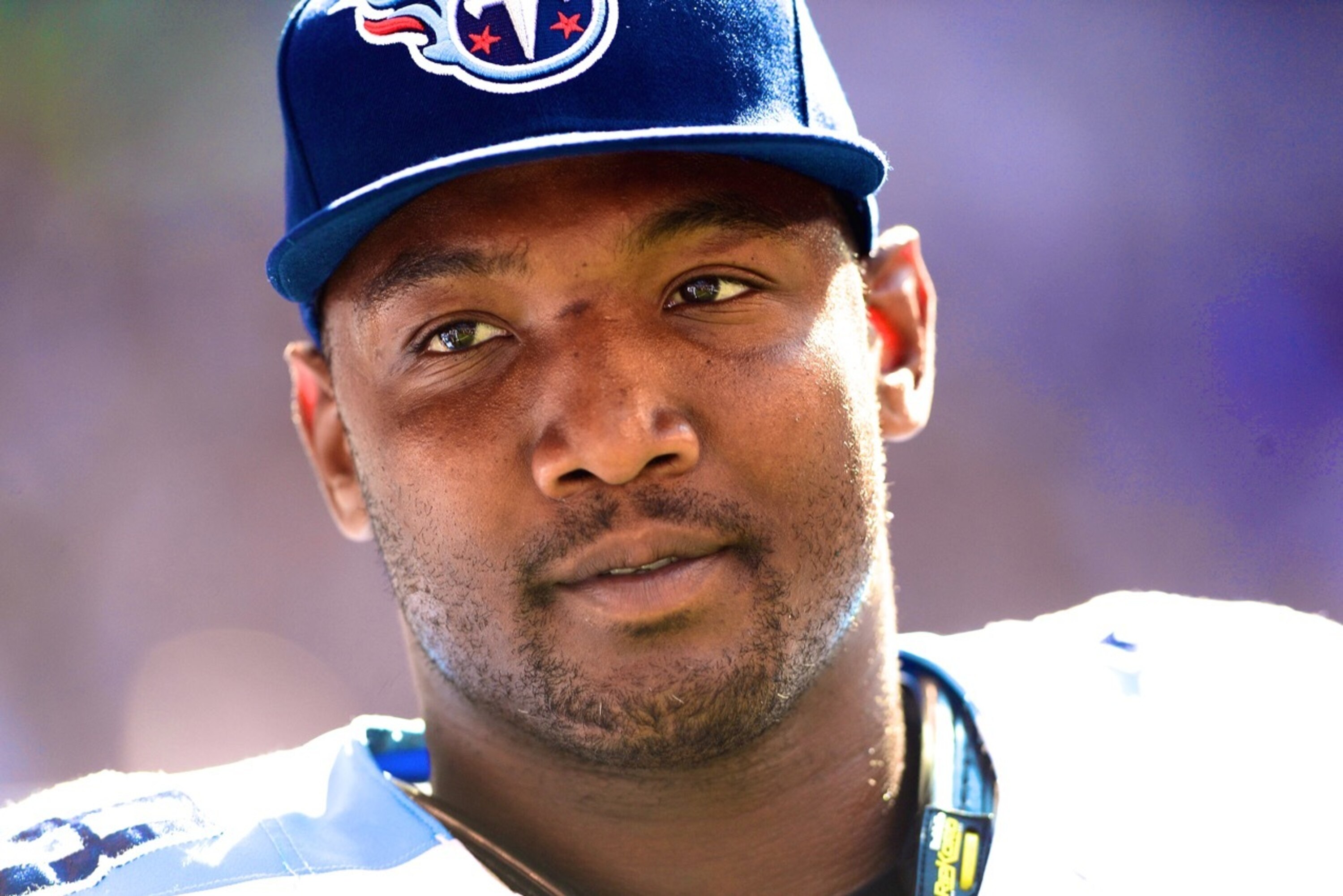 Shaun Phillips Signed by Colts After Release from Titans