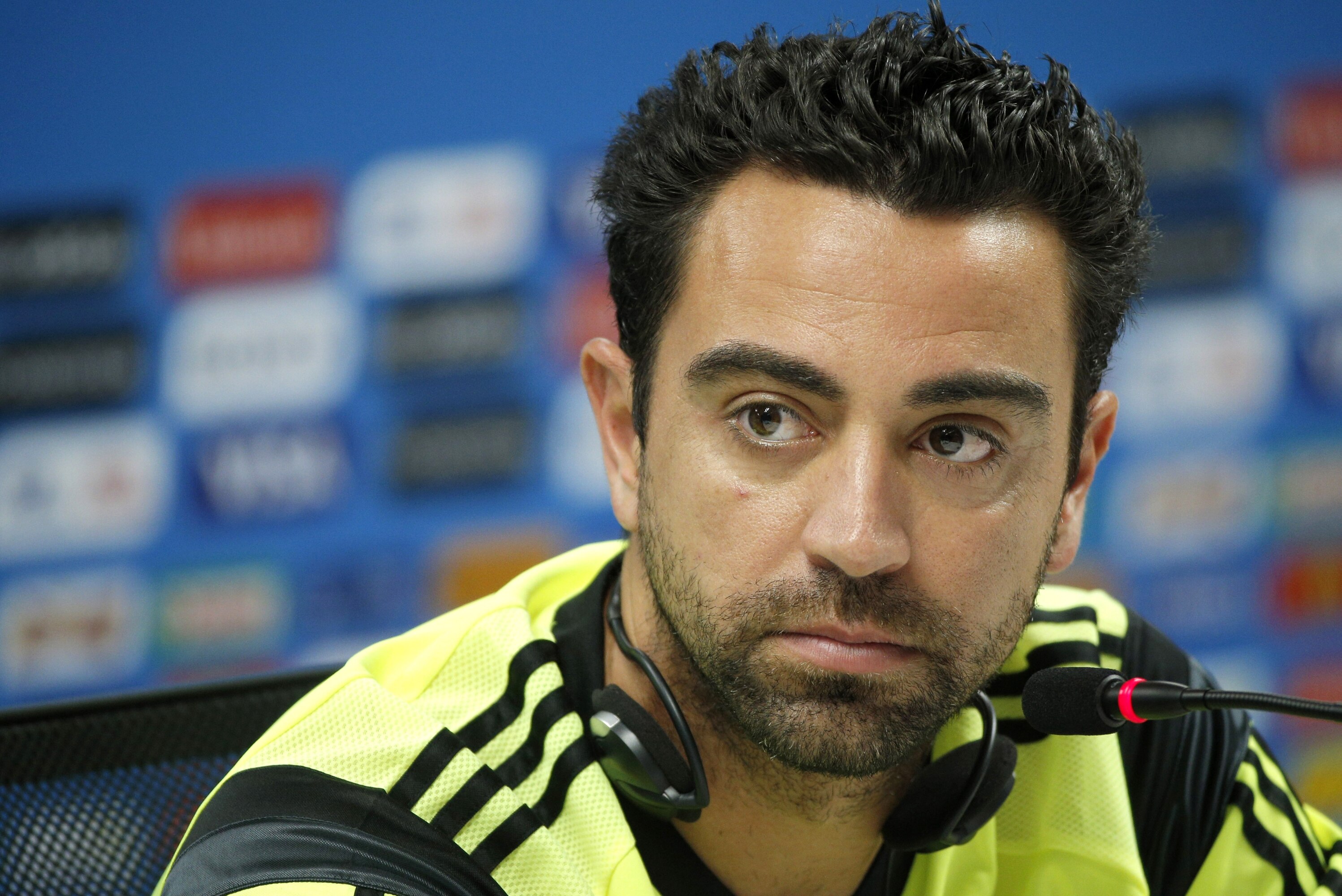 Barcelona Legend Xavi Picks His All-Time British Starting XI