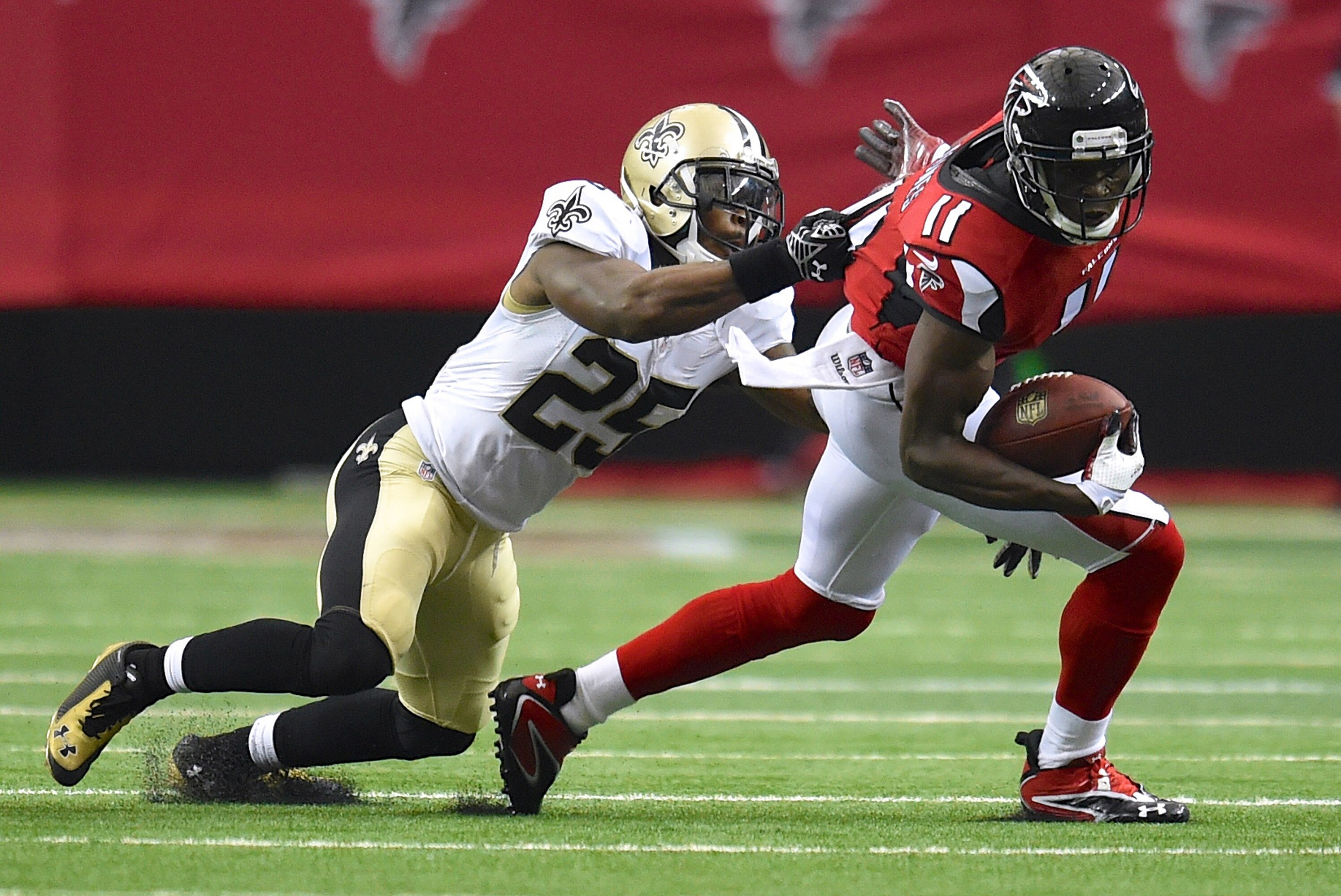 NFL Predictions Week 16: Upset Picks and Projections