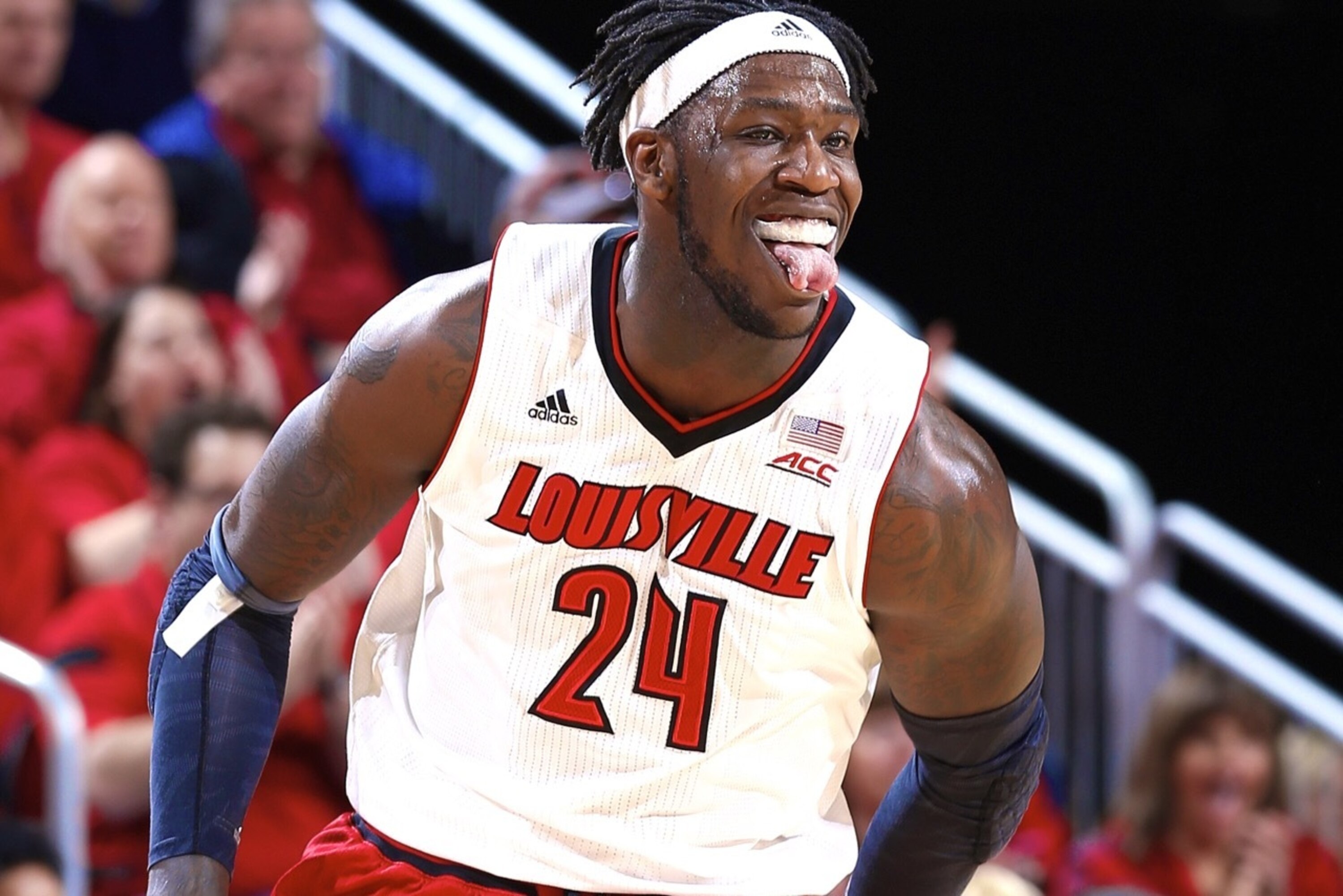Virginia vs. Louisville: Score and Twitter Reaction from 2015 Regular ...