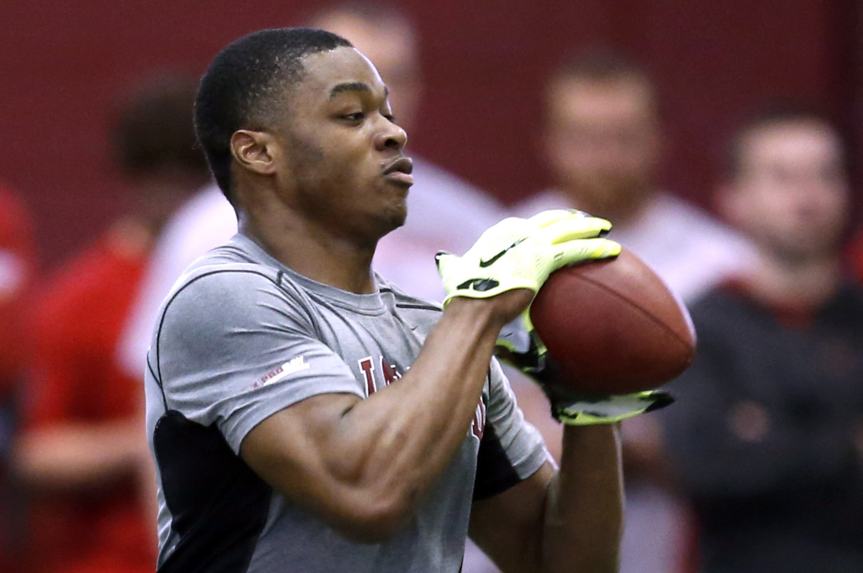 NFL Mock Draft 2015: 1st-Round Projections and Safest Prospects Available