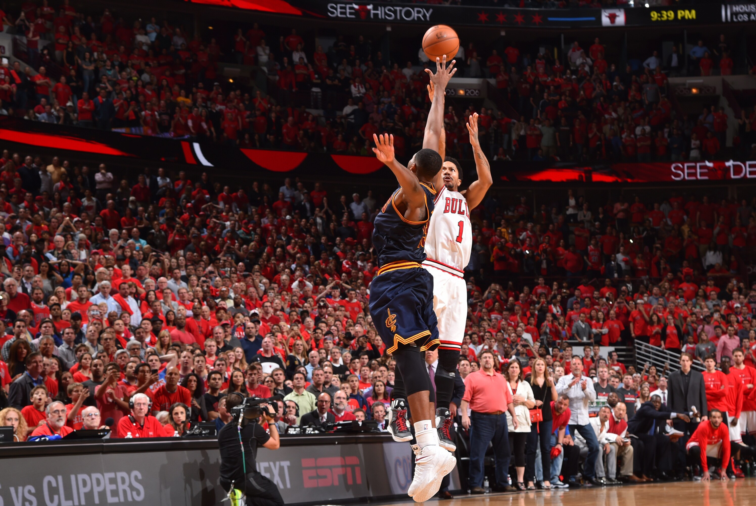 Derrick Rose Game-Winner vs. Cavs Called 'Lucky Shot' by Tristan Thompson