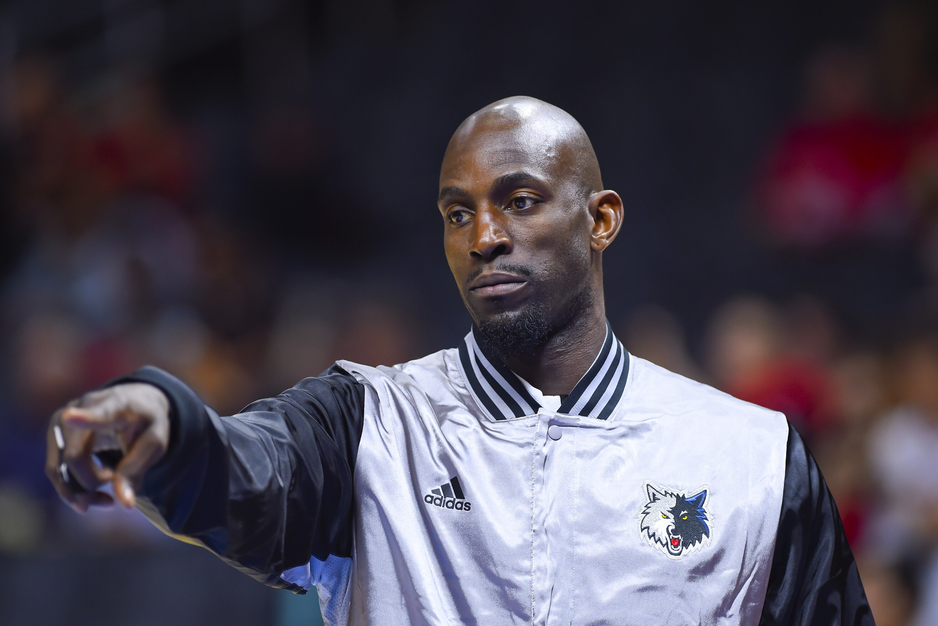 Kevin Garnett Re-Signs with Timberwolves: Latest Contract Details and ...
